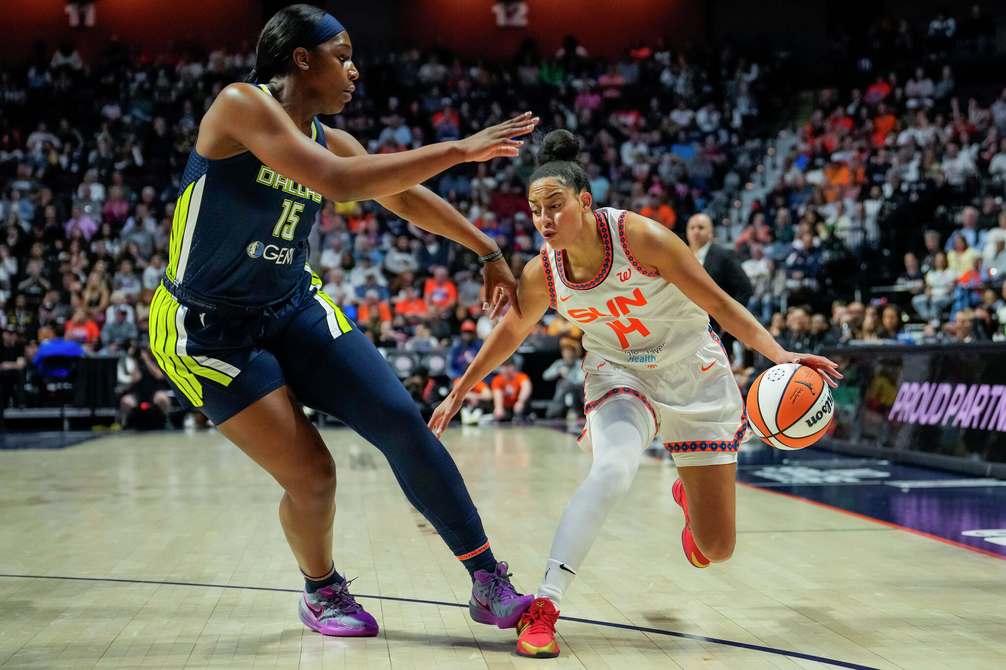 UConn's Matt Garbowski share unique moment with brother Kyle