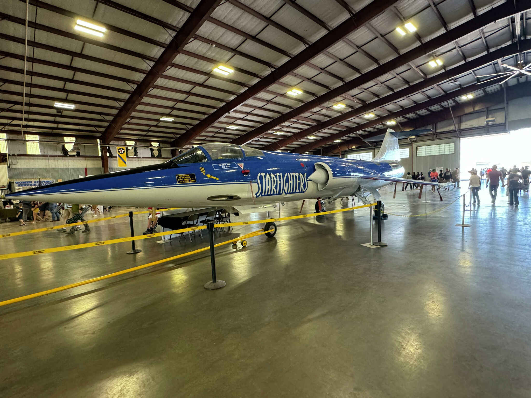 City Council approves Starfighters lease for unused airport hangar