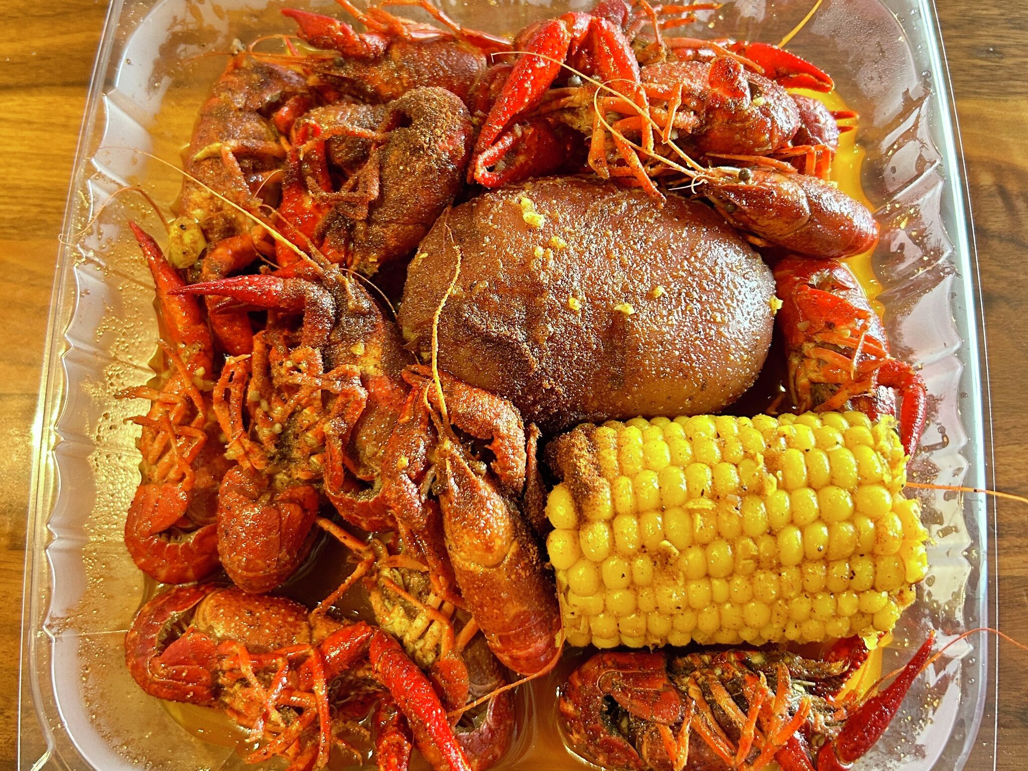 San Antonio eatery spices up happy hour with seafood deal