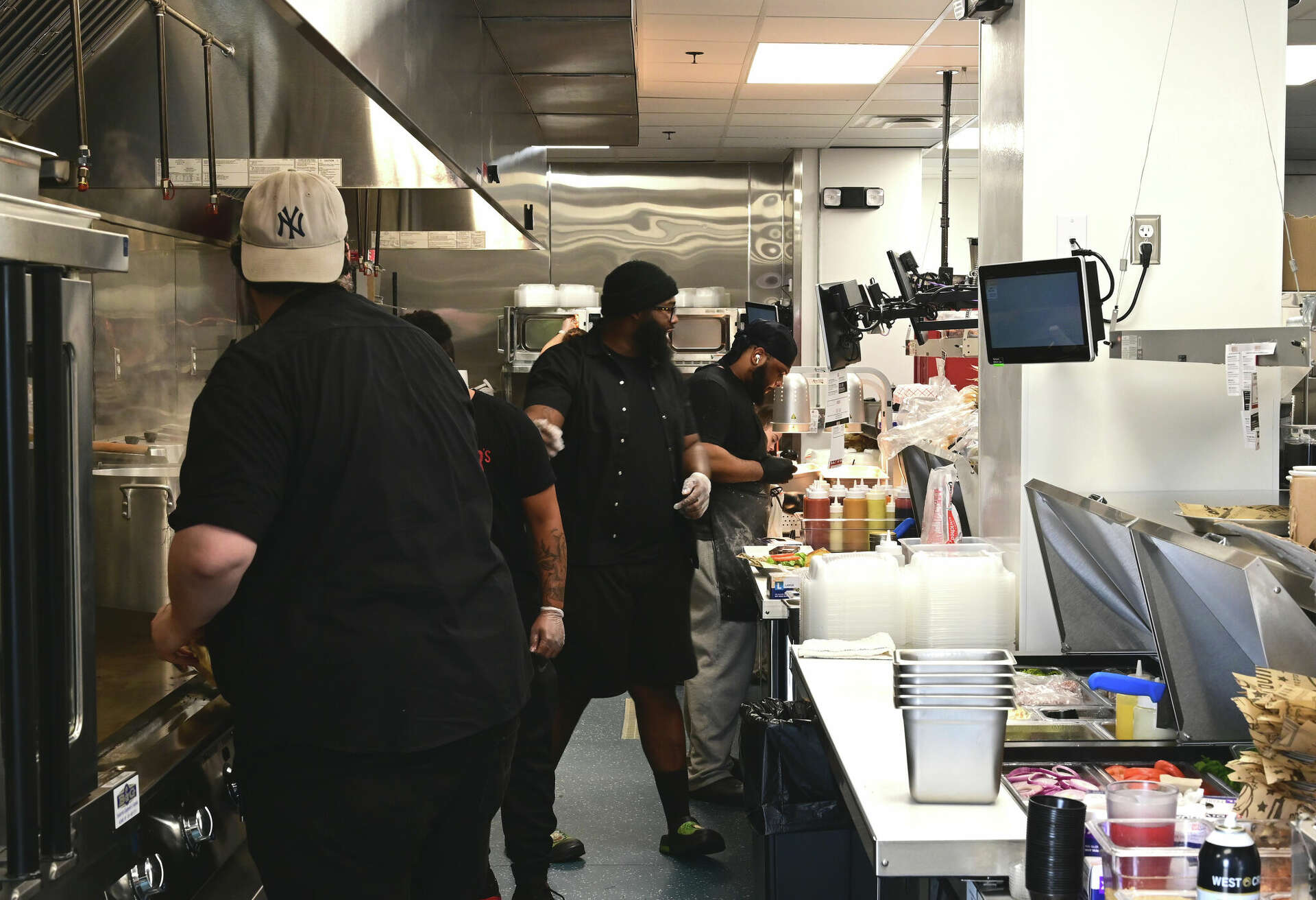 First look: Junior’s Bar & Grill opens in East Greenbush