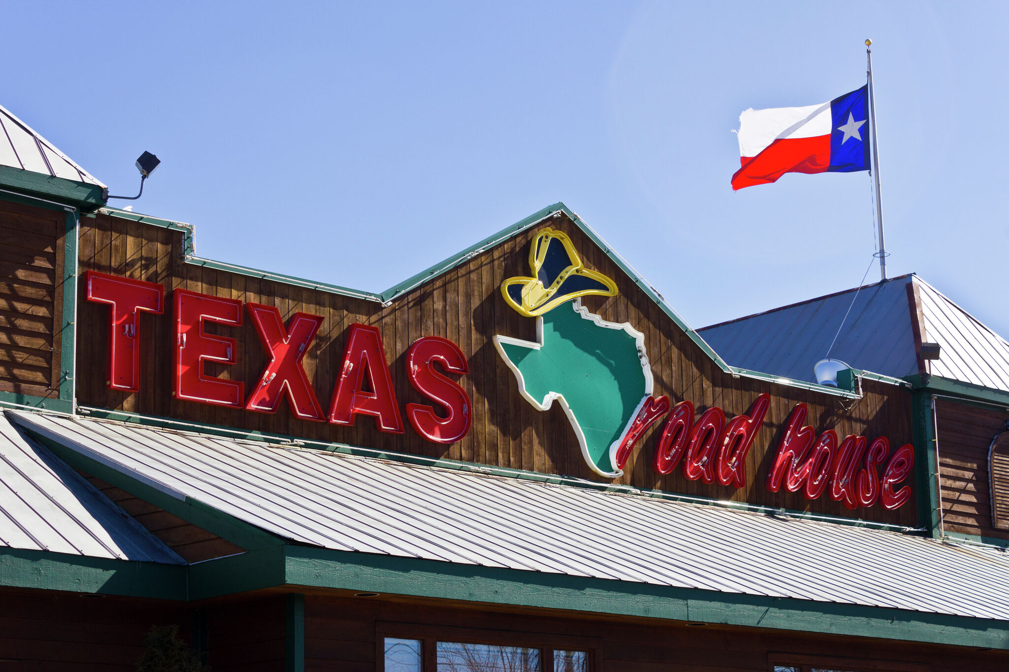 San Antonio's giant concha at Panfila Cantina nails flavors