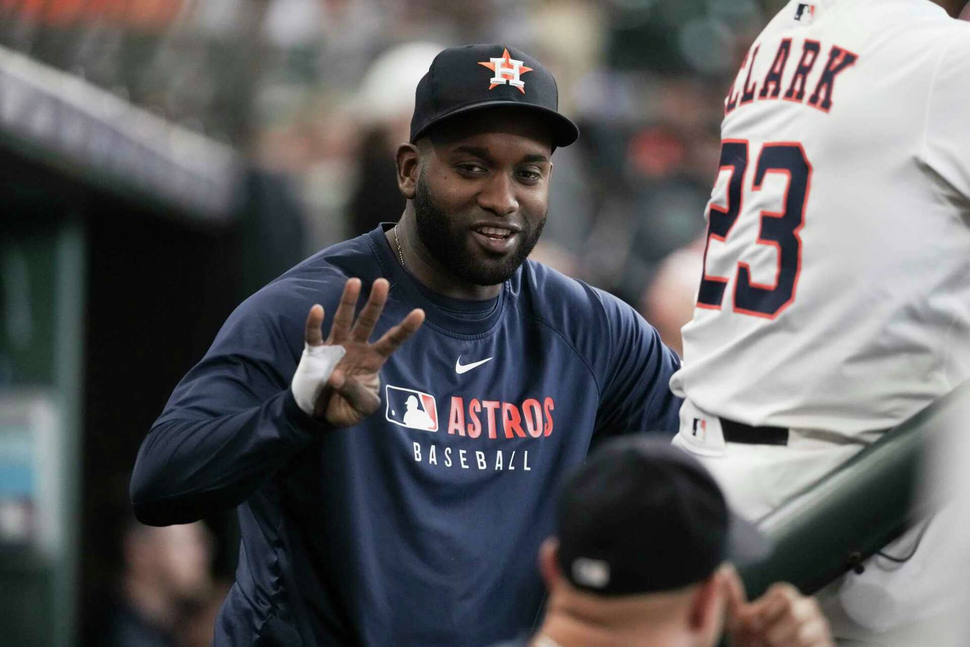 Yordan Alvarez's buildup gradual in Astro's return from hand injury
