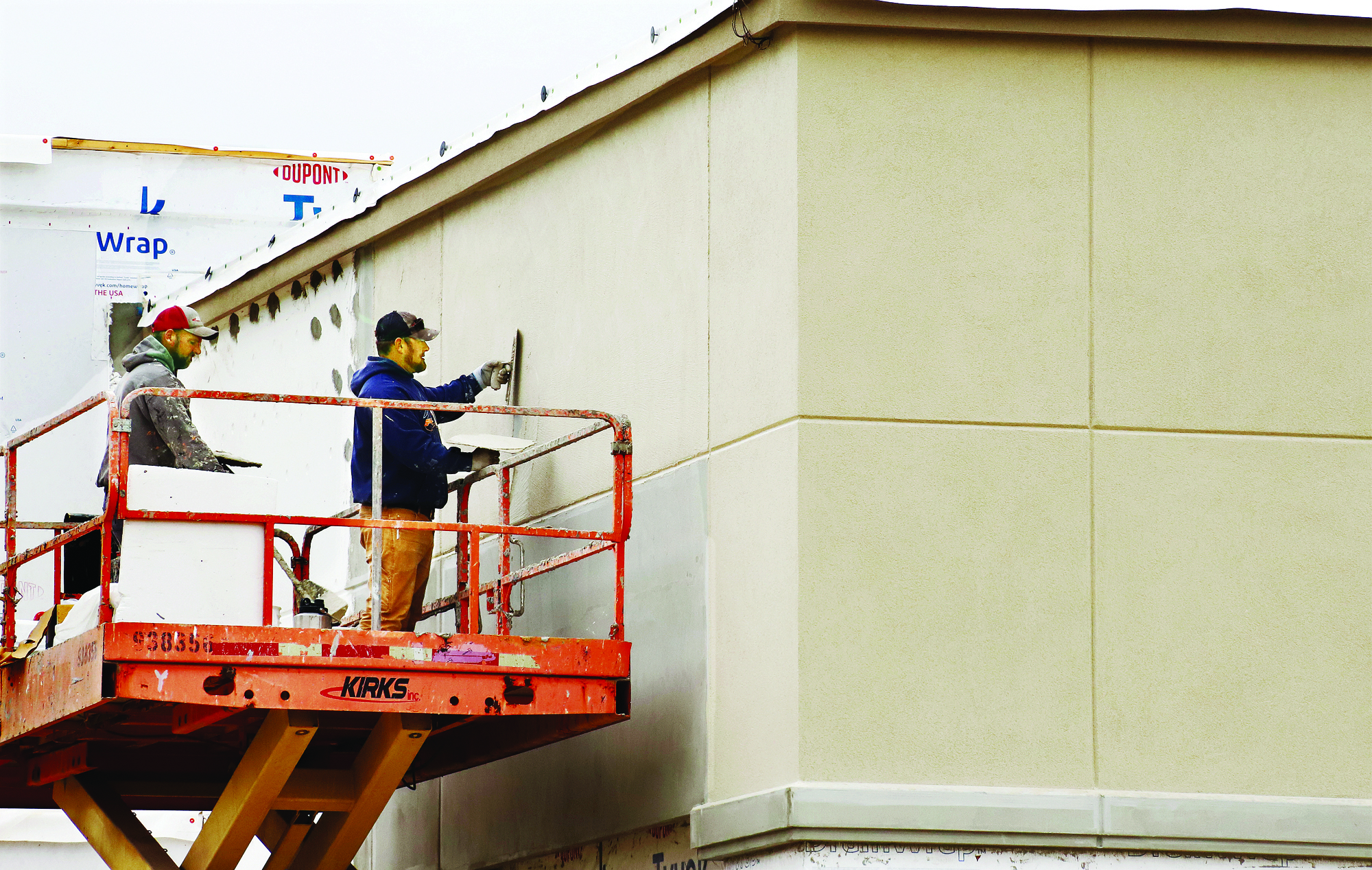 Top Shelf liquor store nears opening with new exterior finish