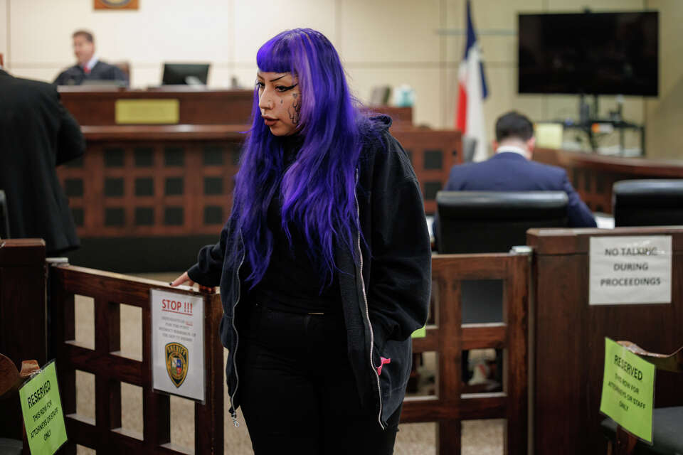 Latest on San Antonio mom Ashley Pardo's terrorism charge