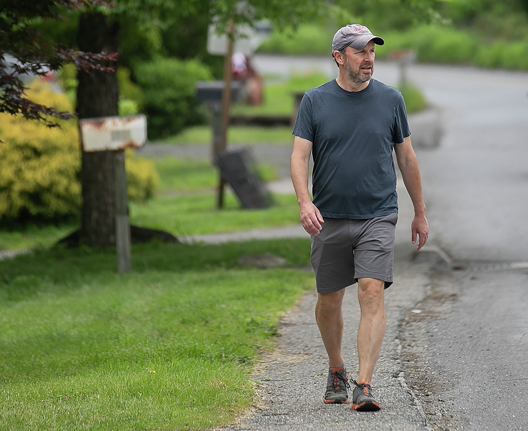 As Chris Murphy walks across Connecticut, he carries a new message