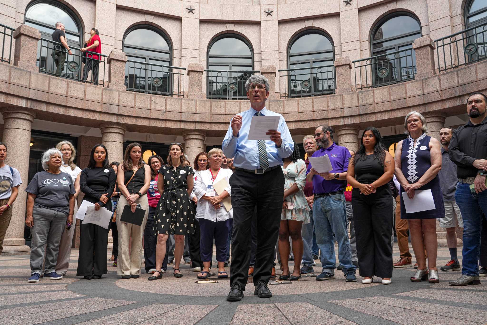 Texas professors, advocates protest faculty, curriculum restrictions