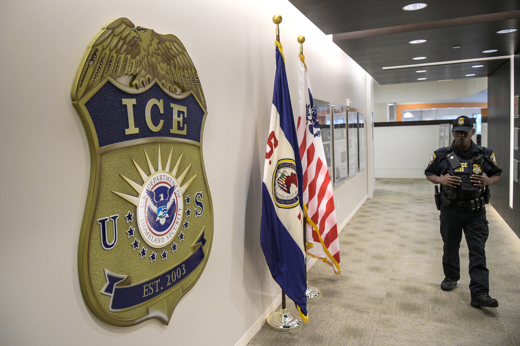 Third-party software creates havoc for ICE detainees