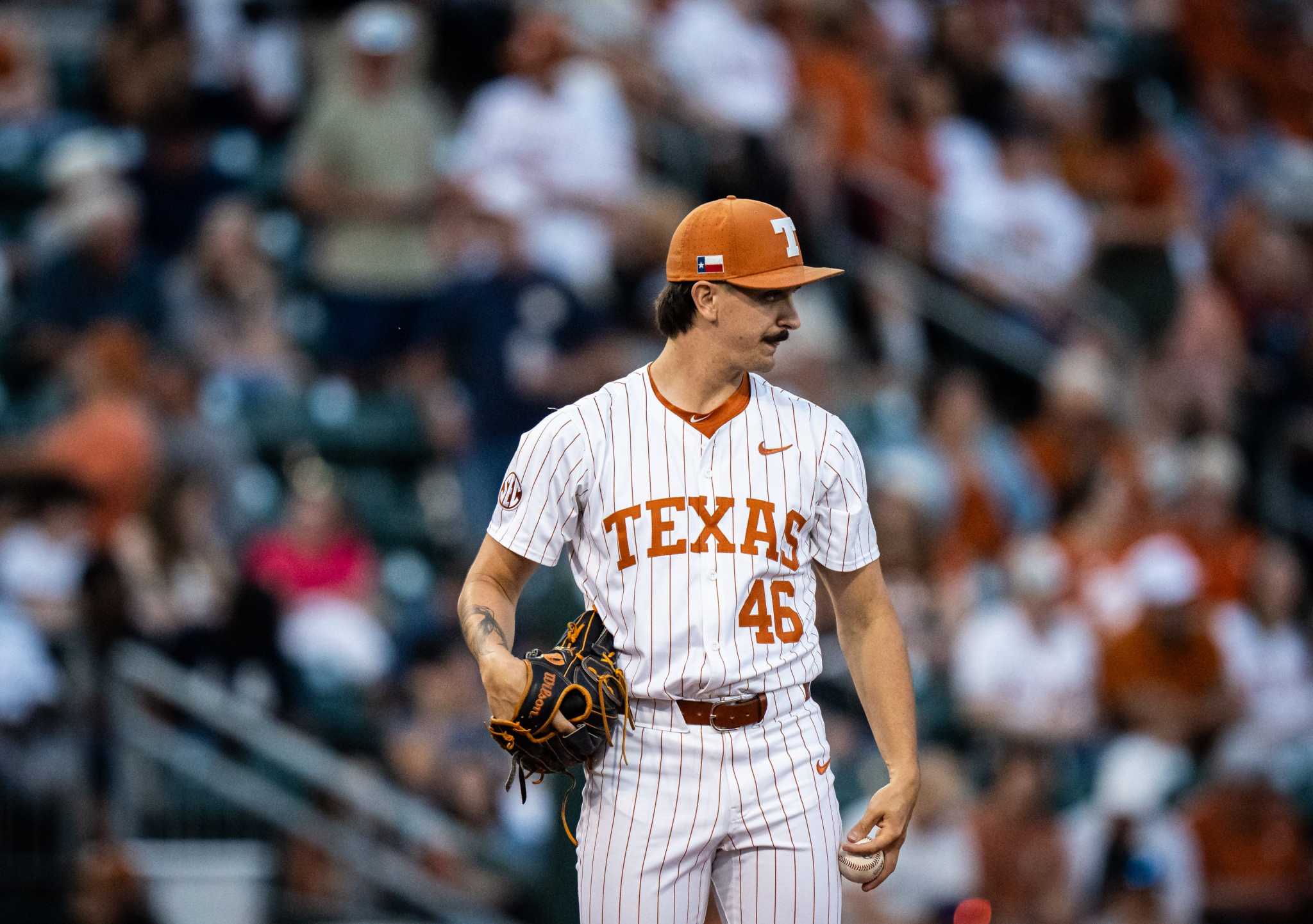 Texas announces starter for first game of NCAA Baseball Tournament's ...