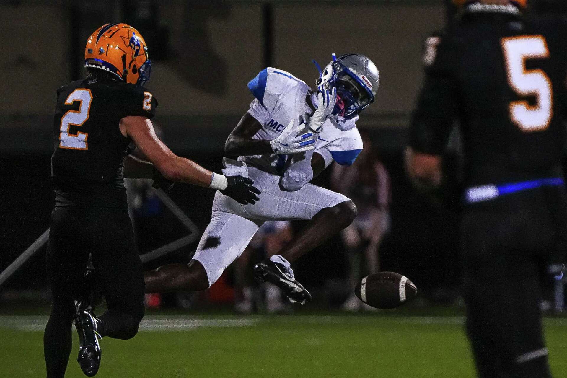 UIL football playoffs 2024: Discount code for watching Texas high ...
