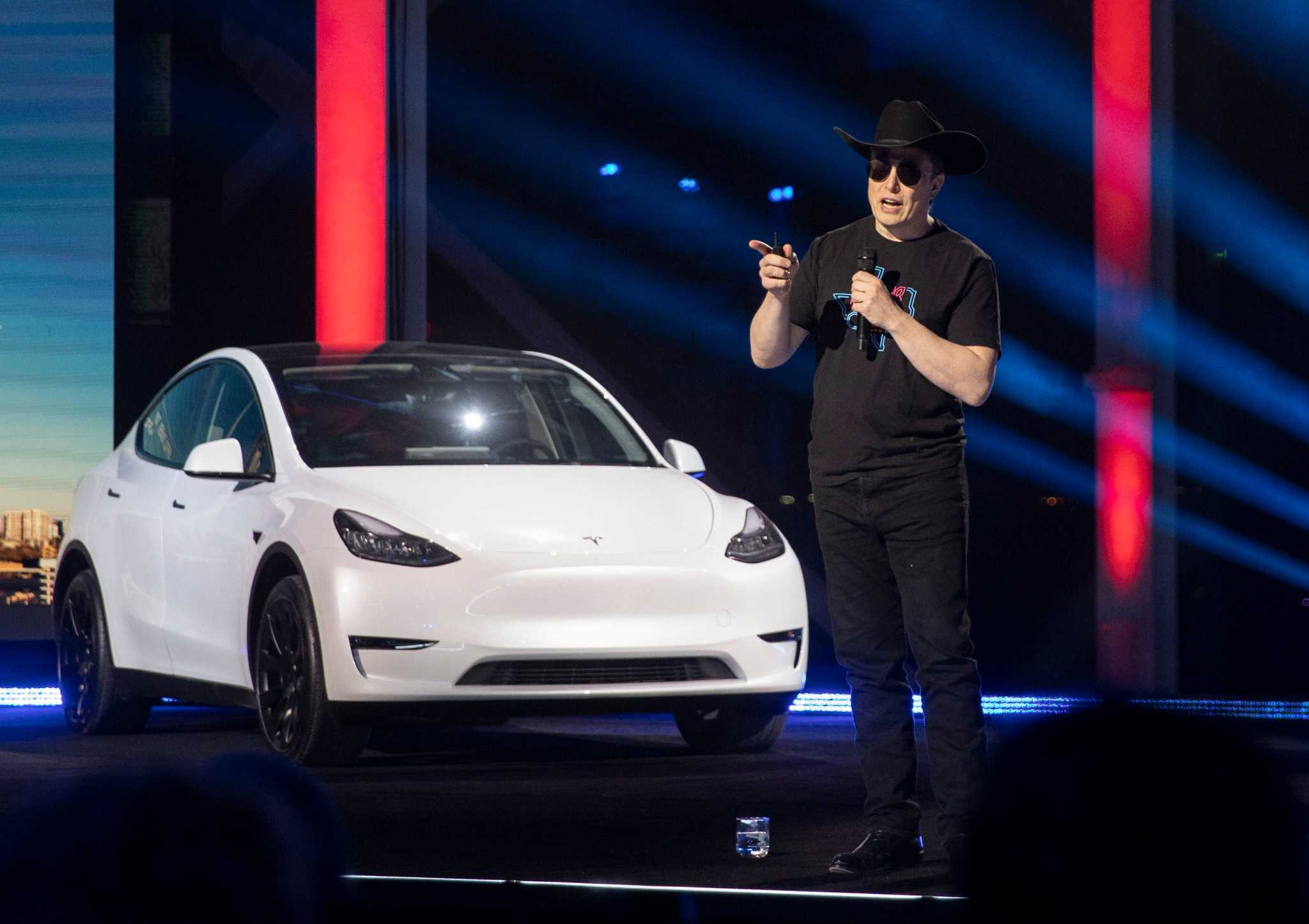 Top Tesla North American sales exec leaving Austin-based automaker