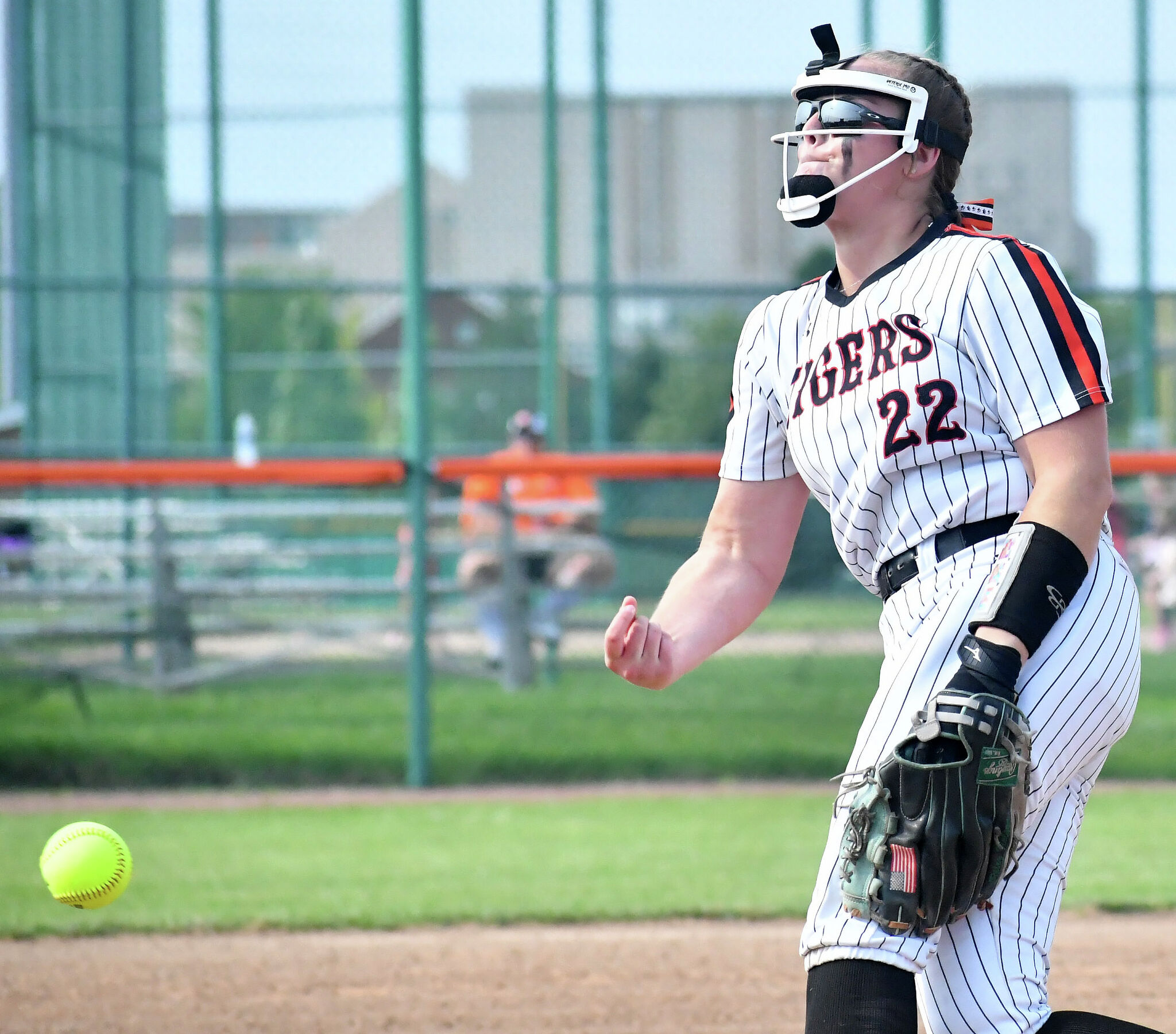 Edwardsville softball takes on Belleville East in sectional semifinals