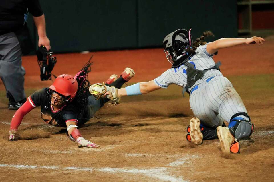 Barbers Hill comes up short to Melissa in state championship game