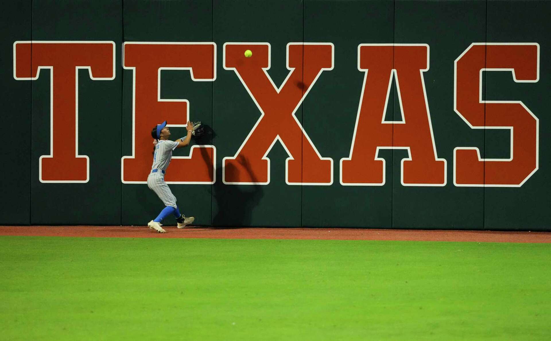 Barbers Hill comes up short to Melissa in state championship game