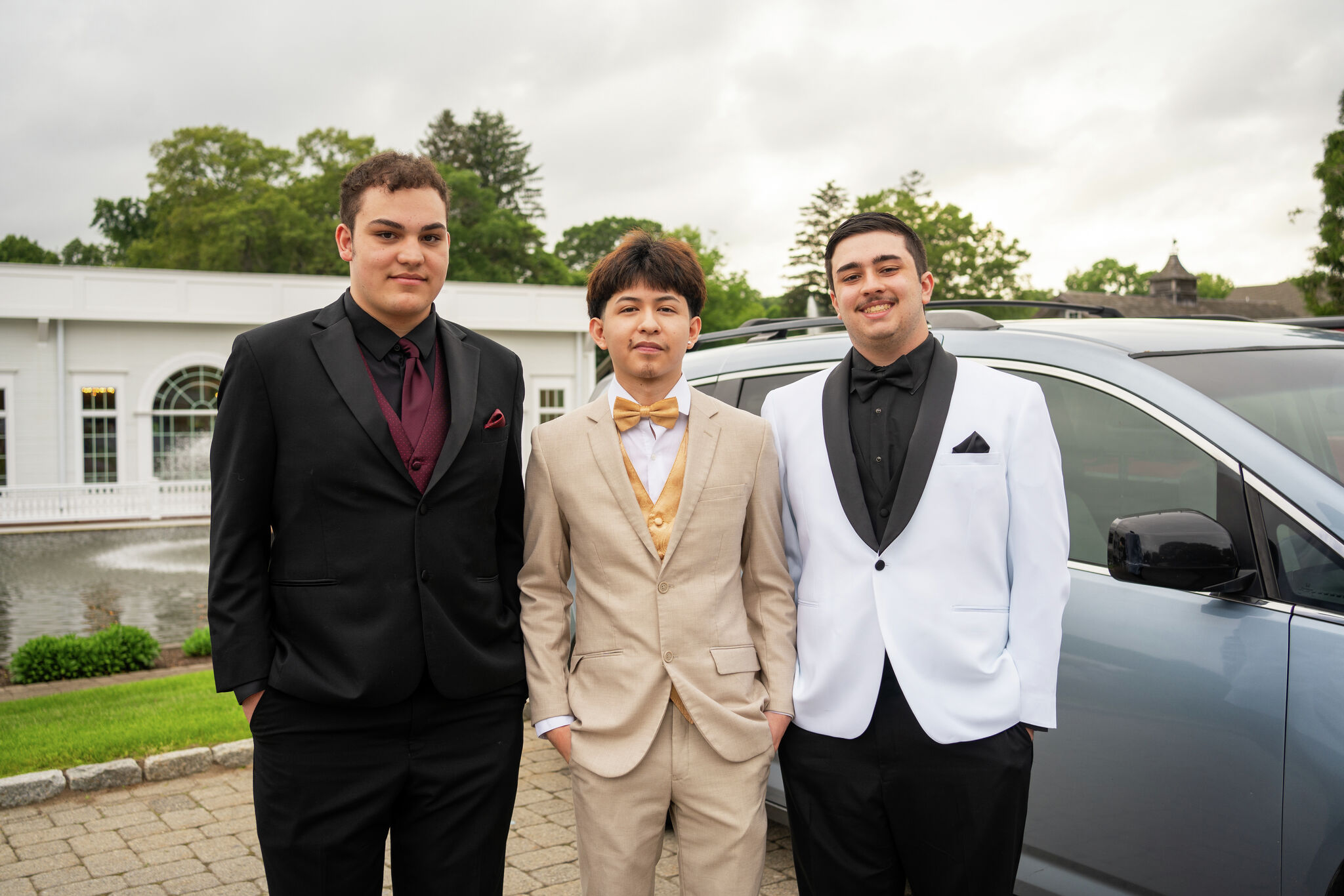 Were you SEEN at the Hamden High School prom?