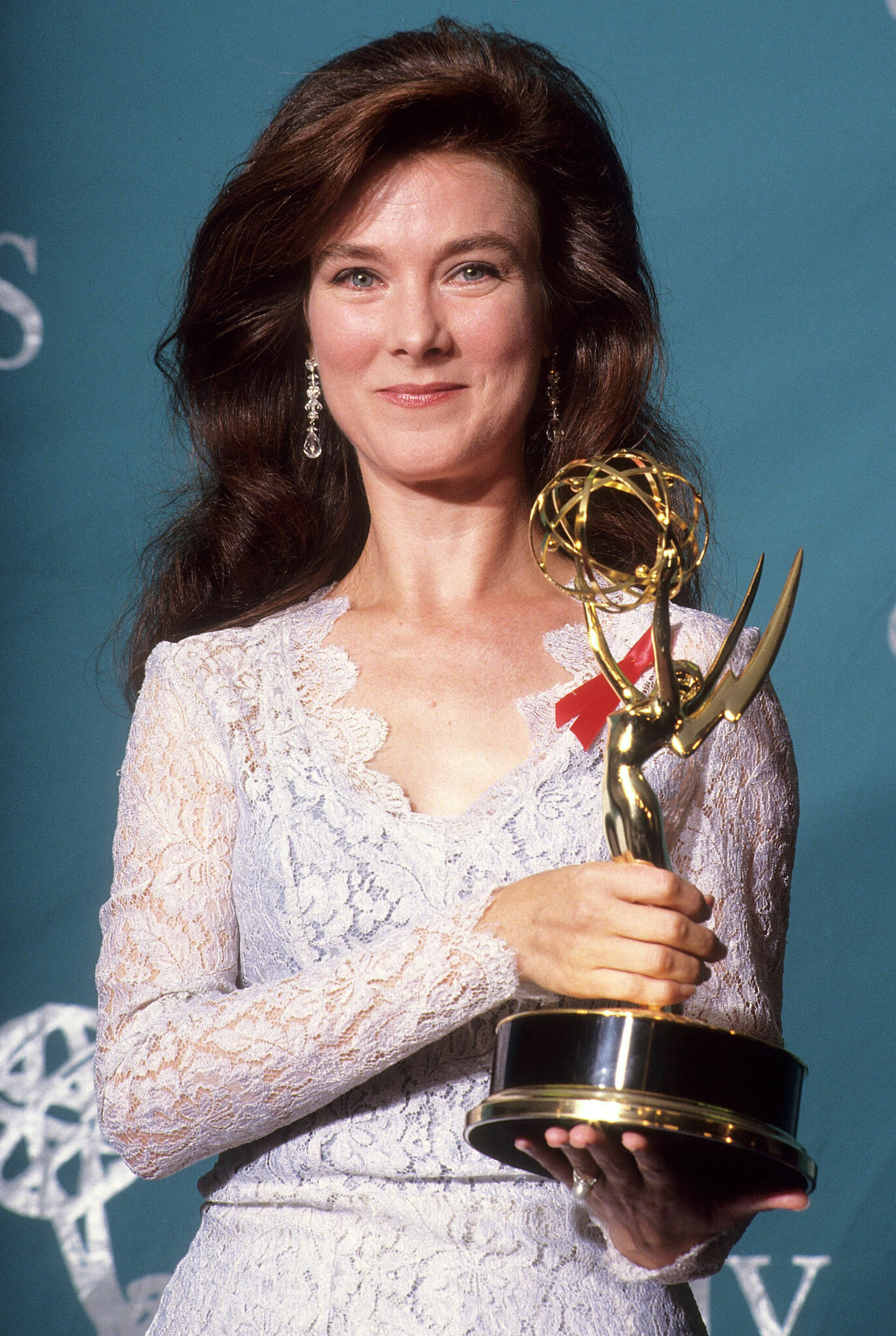 Valerie Mahaffey, an Emmy winner from Austin, has died.