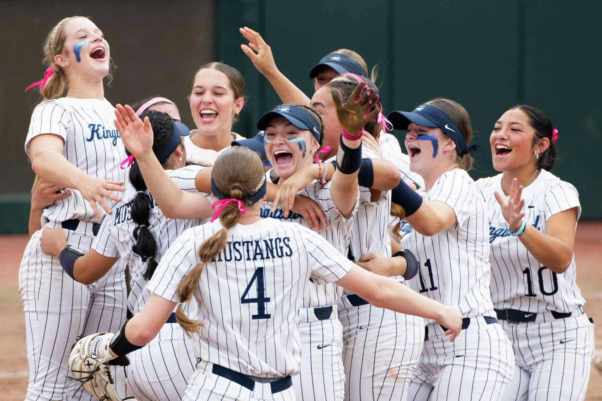 Christa Williams-Yates' Kingwood team wins softball state title