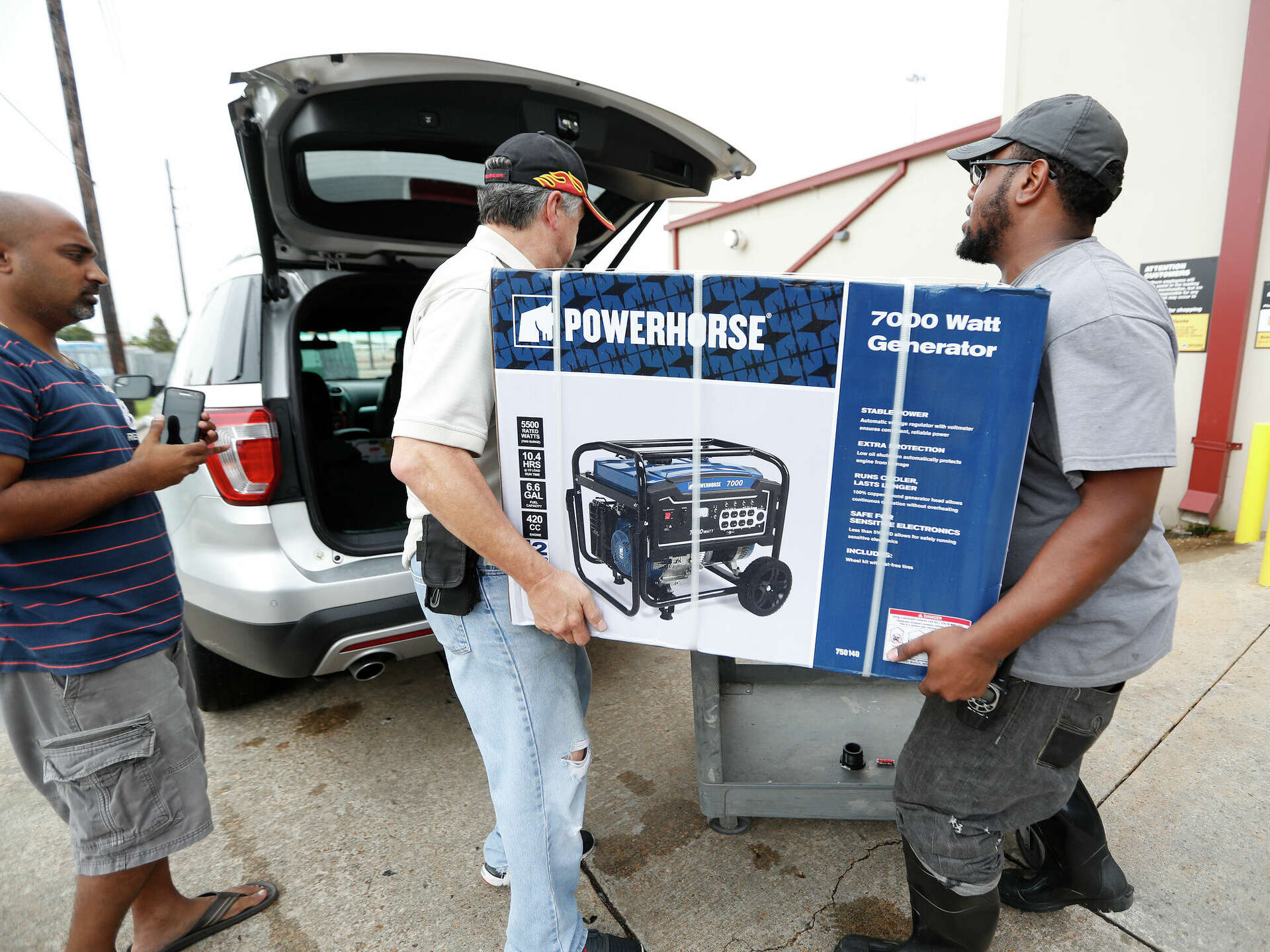 Hurricane season 2025: The dos and don'ts of generators