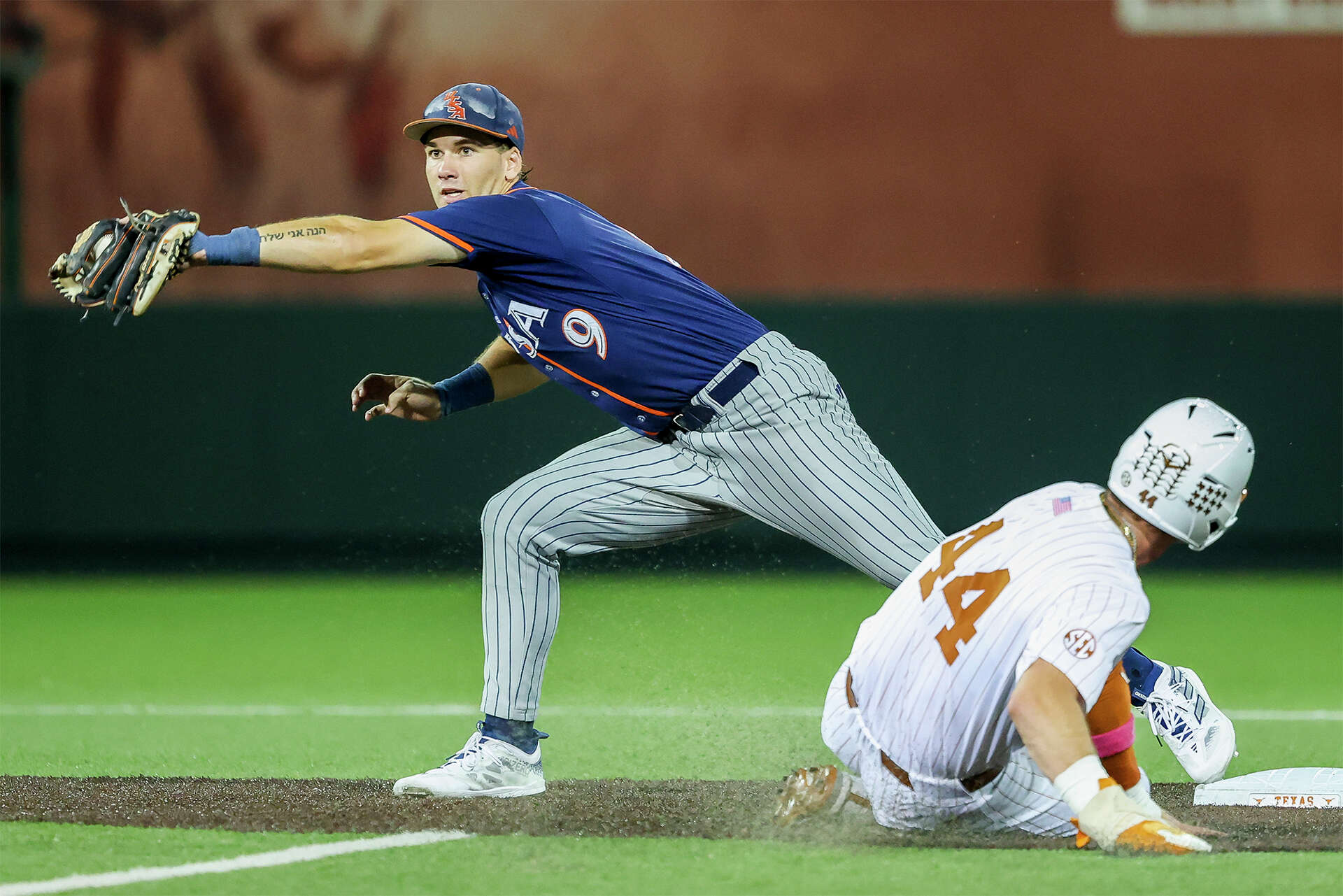 UTSA baseball beats Texas, sits one win from first super regional
