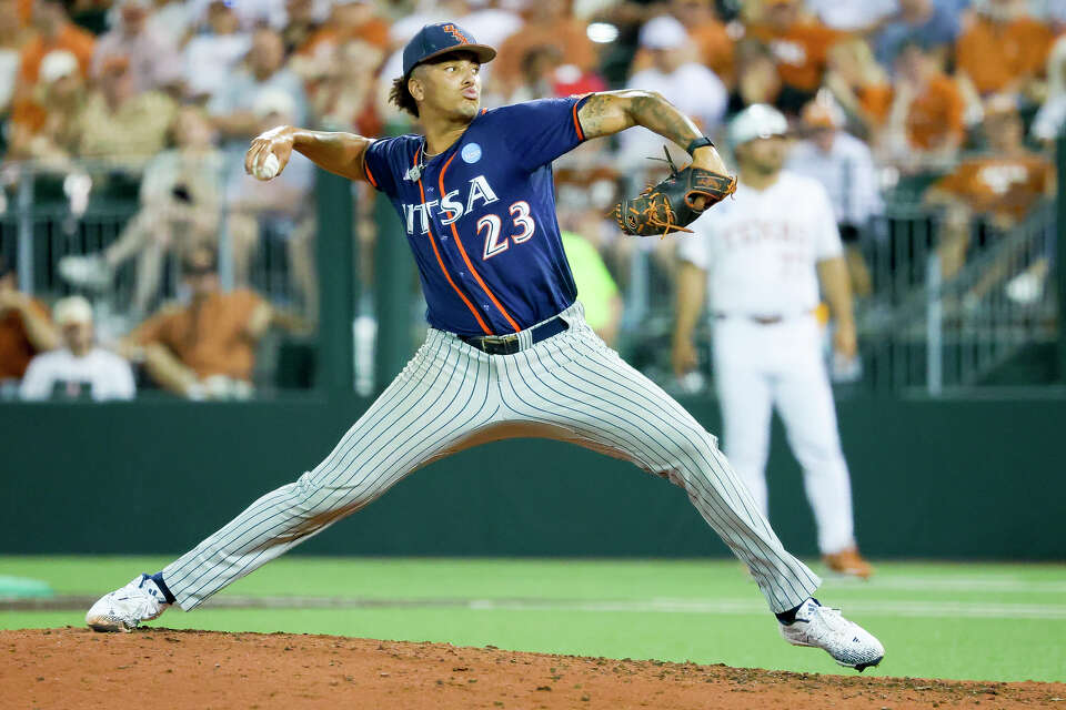 UTSA baseball beats Texas, sits one win from first super regional