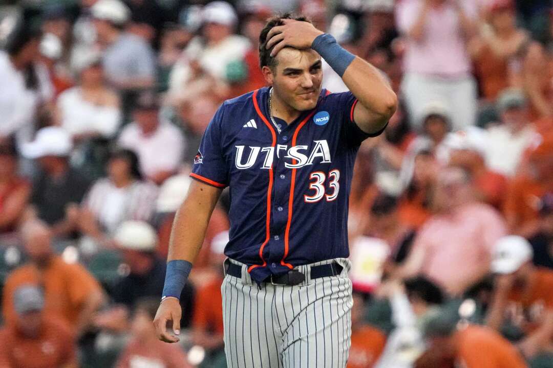 Texas vs UTSA baseball score today: Live updates from NCAA Tournament