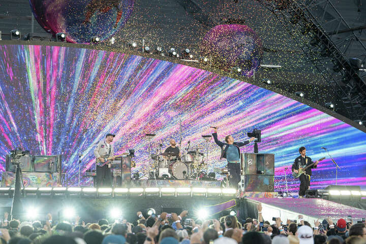 Coldplay responds to Palestinian flag at Stanford Stadium