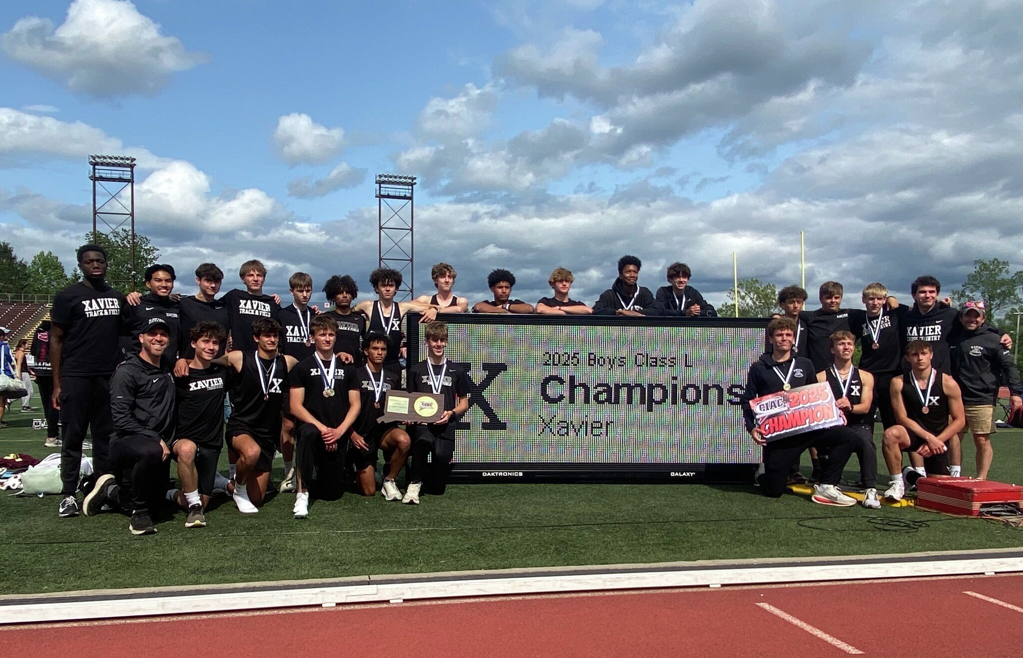 Xavier, Windsor win CIAC Class L track and field titles