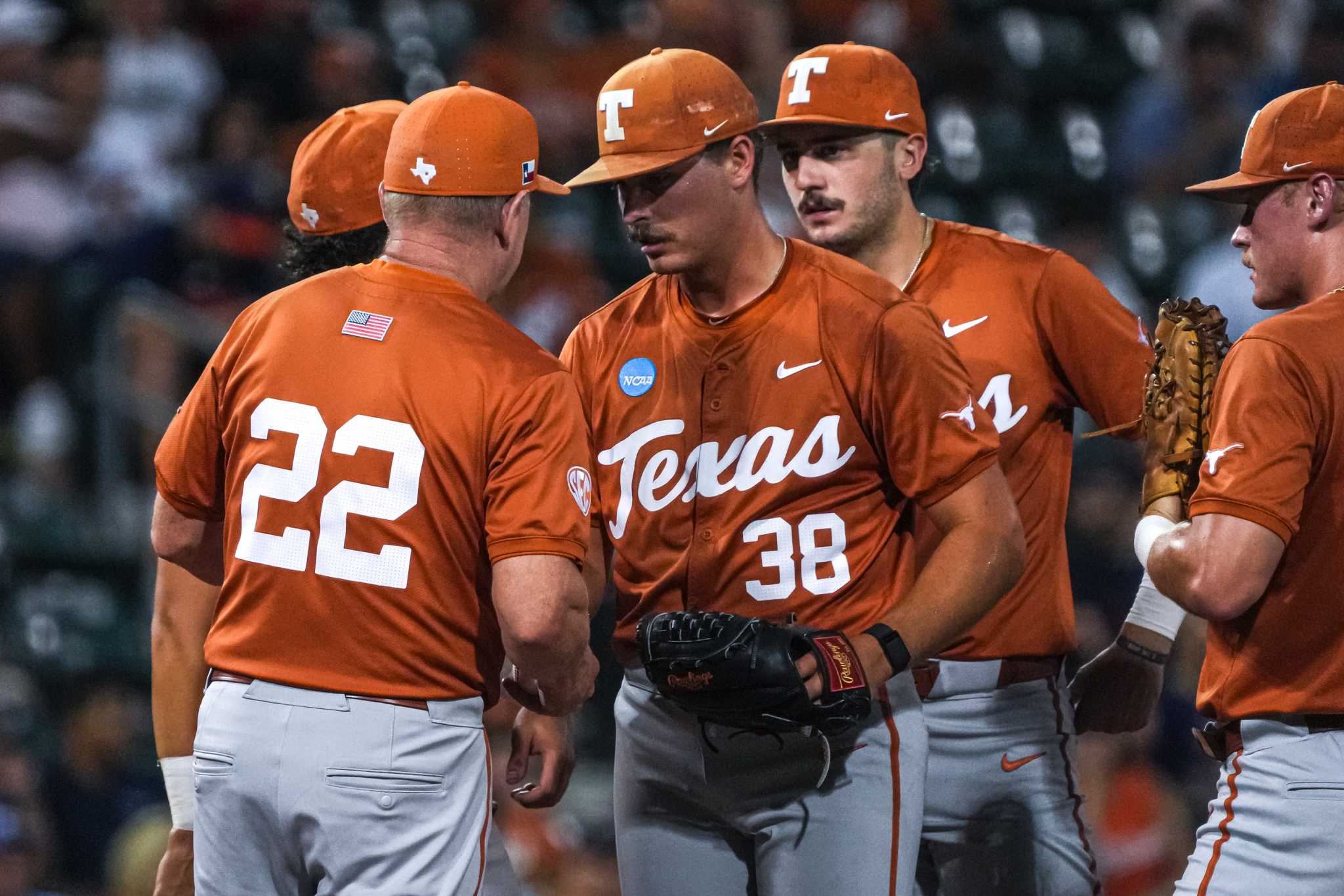 Texas baseball adds Western Kentucky transfer pitcher Cal Higgins