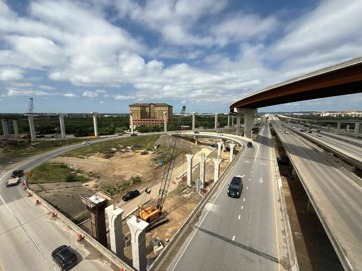 New San Antonio flyover ramp opens after months-long construction