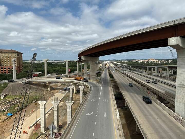 New San Antonio flyover ramp opens after months-long construction