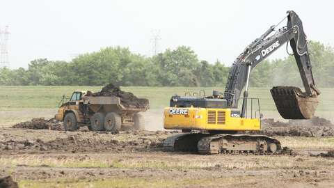 LKQ Corp starts construction on Hartford auto parts warehouse