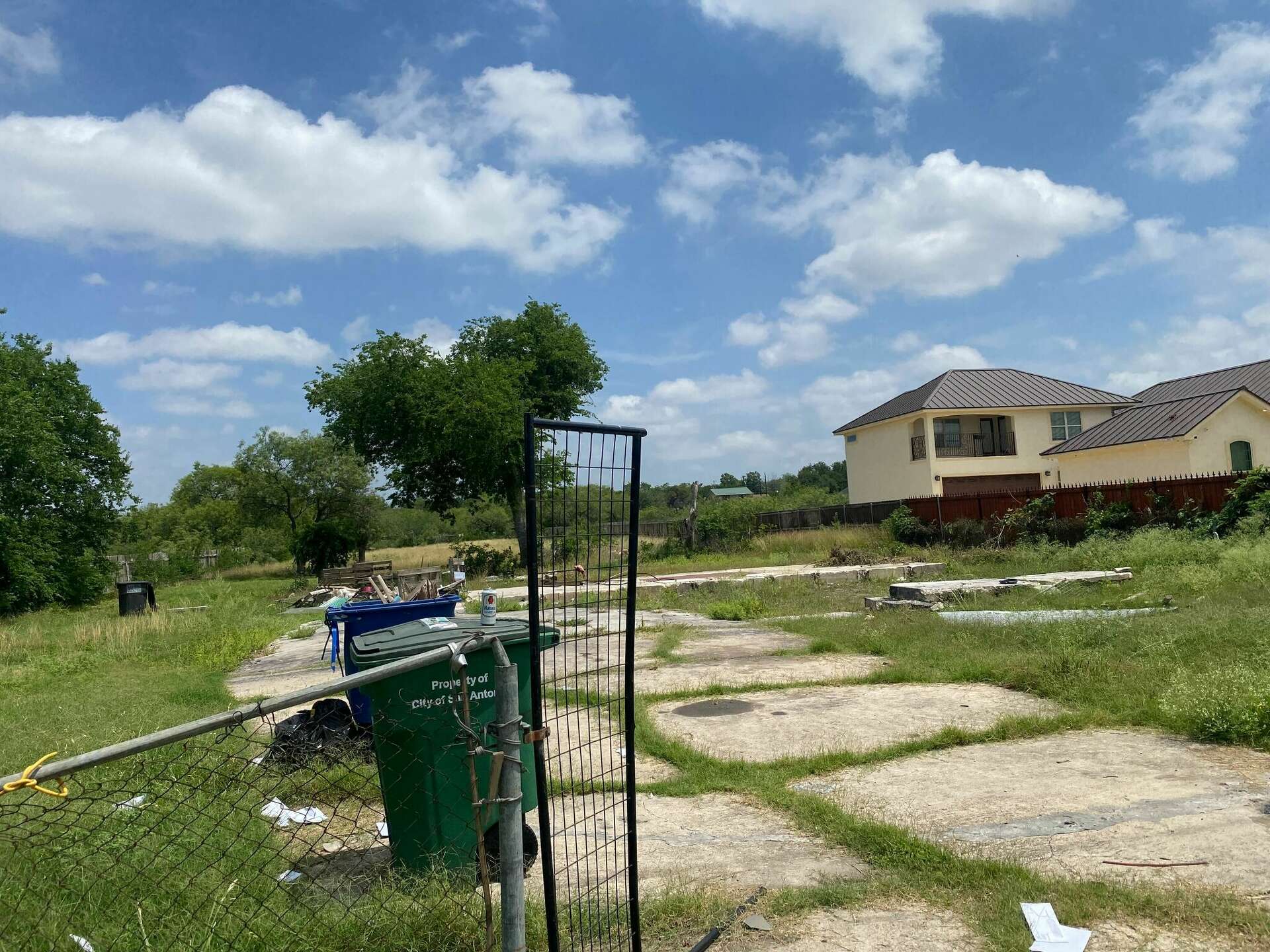 Jonathan Joss' San Antonio neighbors recall his 'erratic' moods