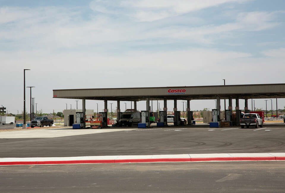 Costco announces official opening day in Midland
