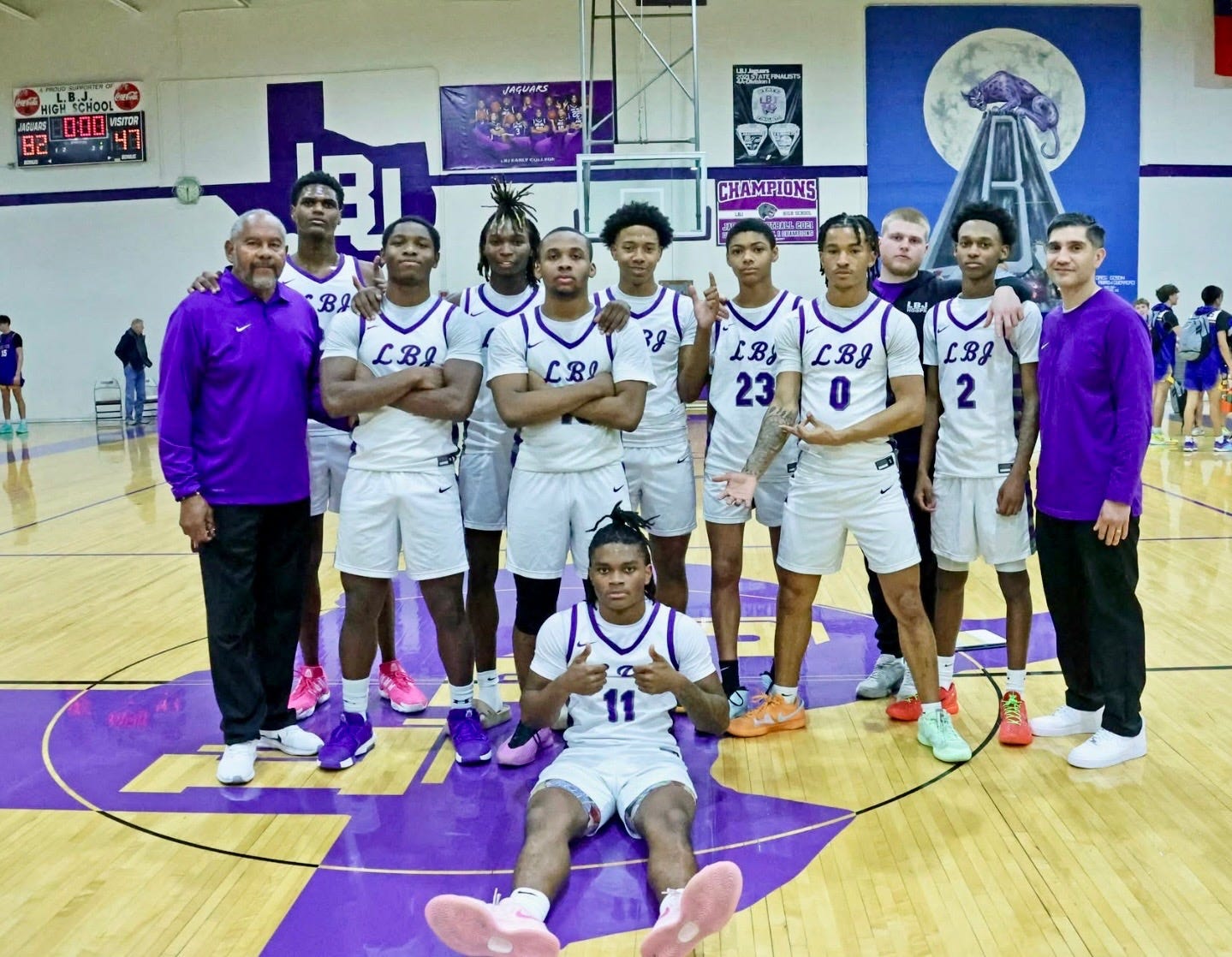 UIL boys basketball playoffs: LBJ off to Class 4A Division I semifinals