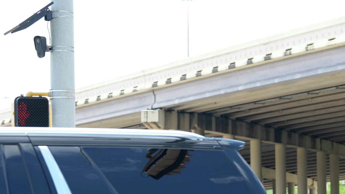 Flock CEO says Houston police set rules for surveillance cameras