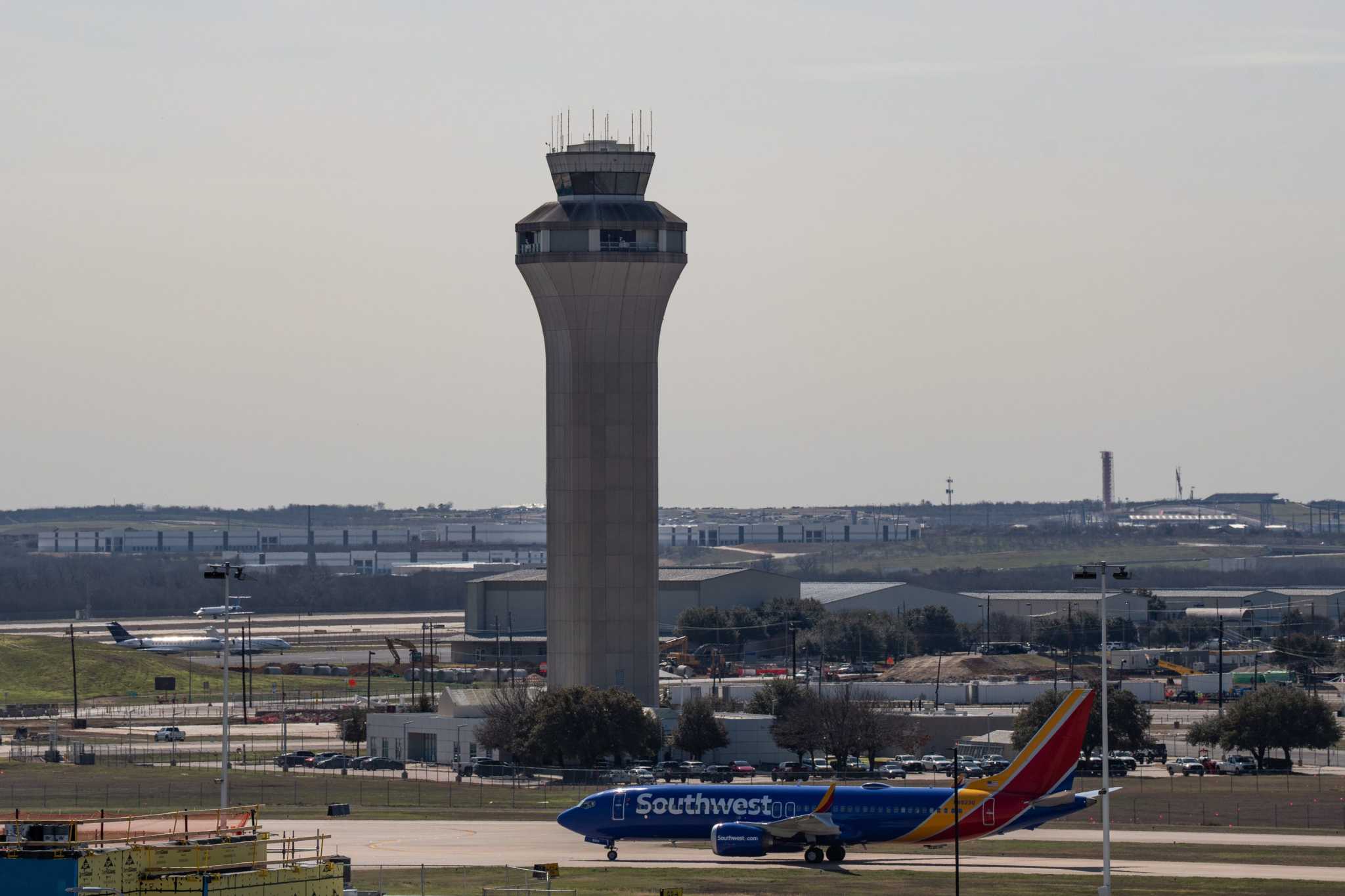 Austin airport: FAA staffing issues force delays for incoming flights