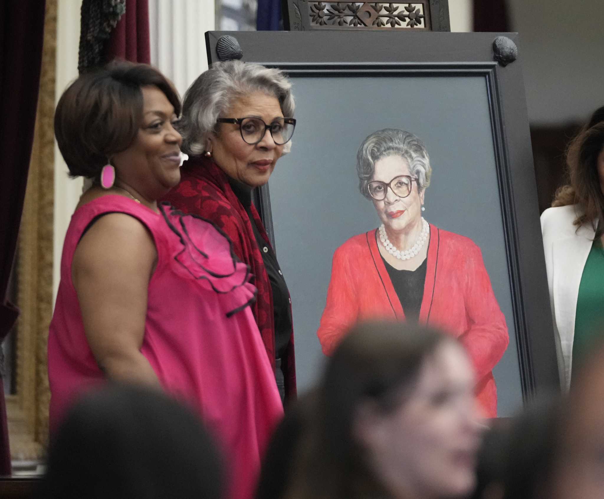 Texas House unveils portrait of Houston Rep. Senfronia Thompson