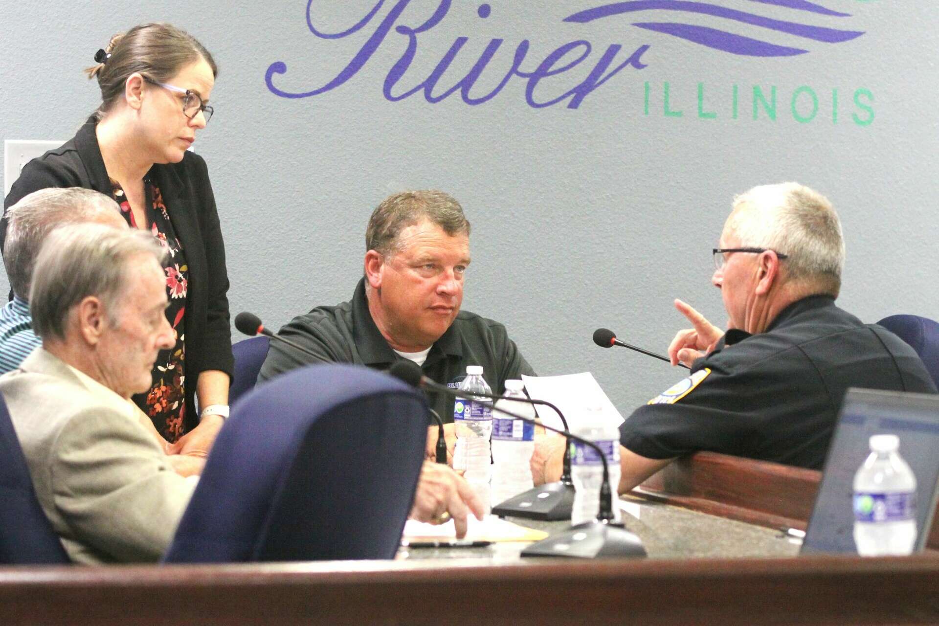 Wood River City Council OKs contracts, summer events, library board