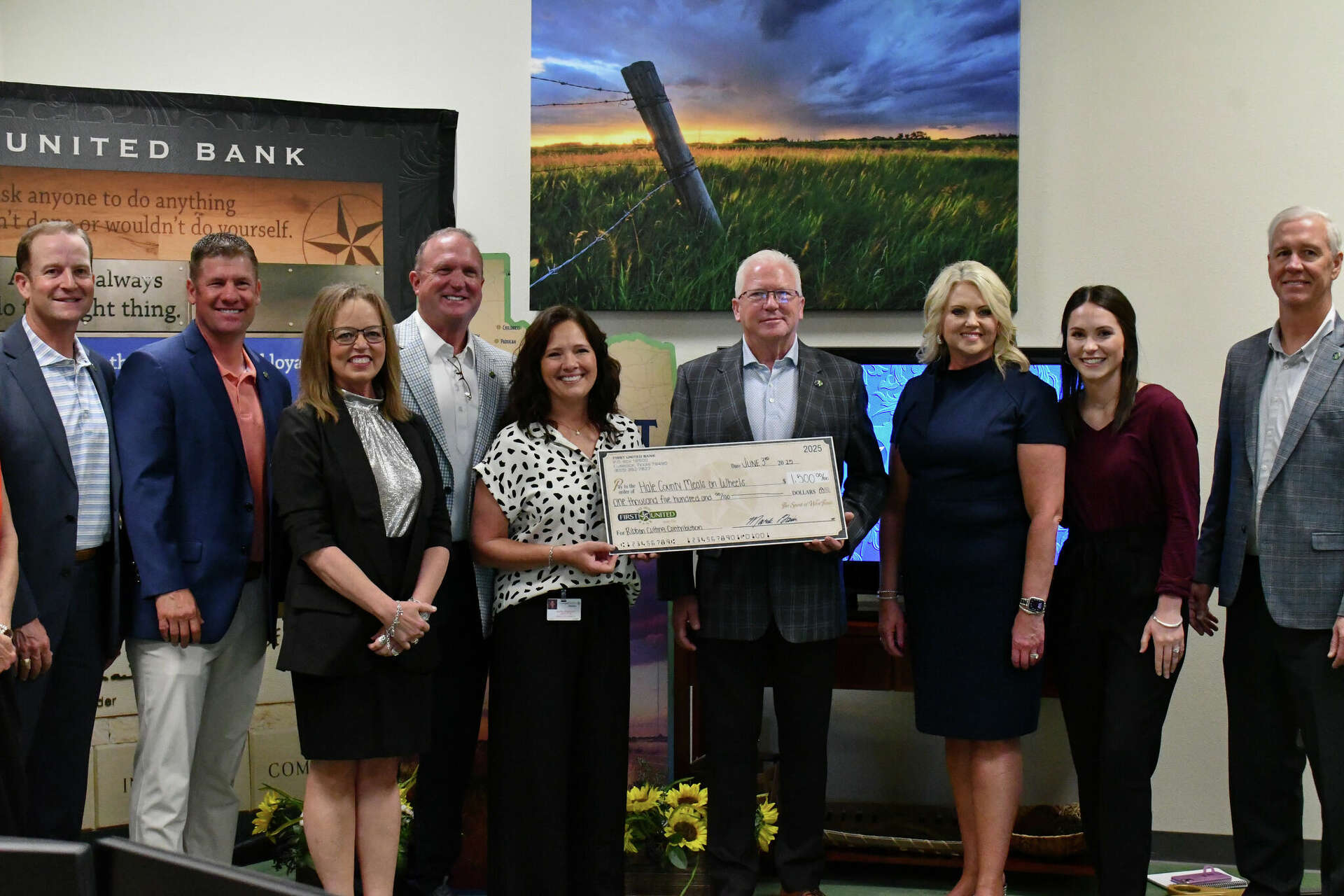 Plainview welcomes First United Bank with ribbon-cutting event