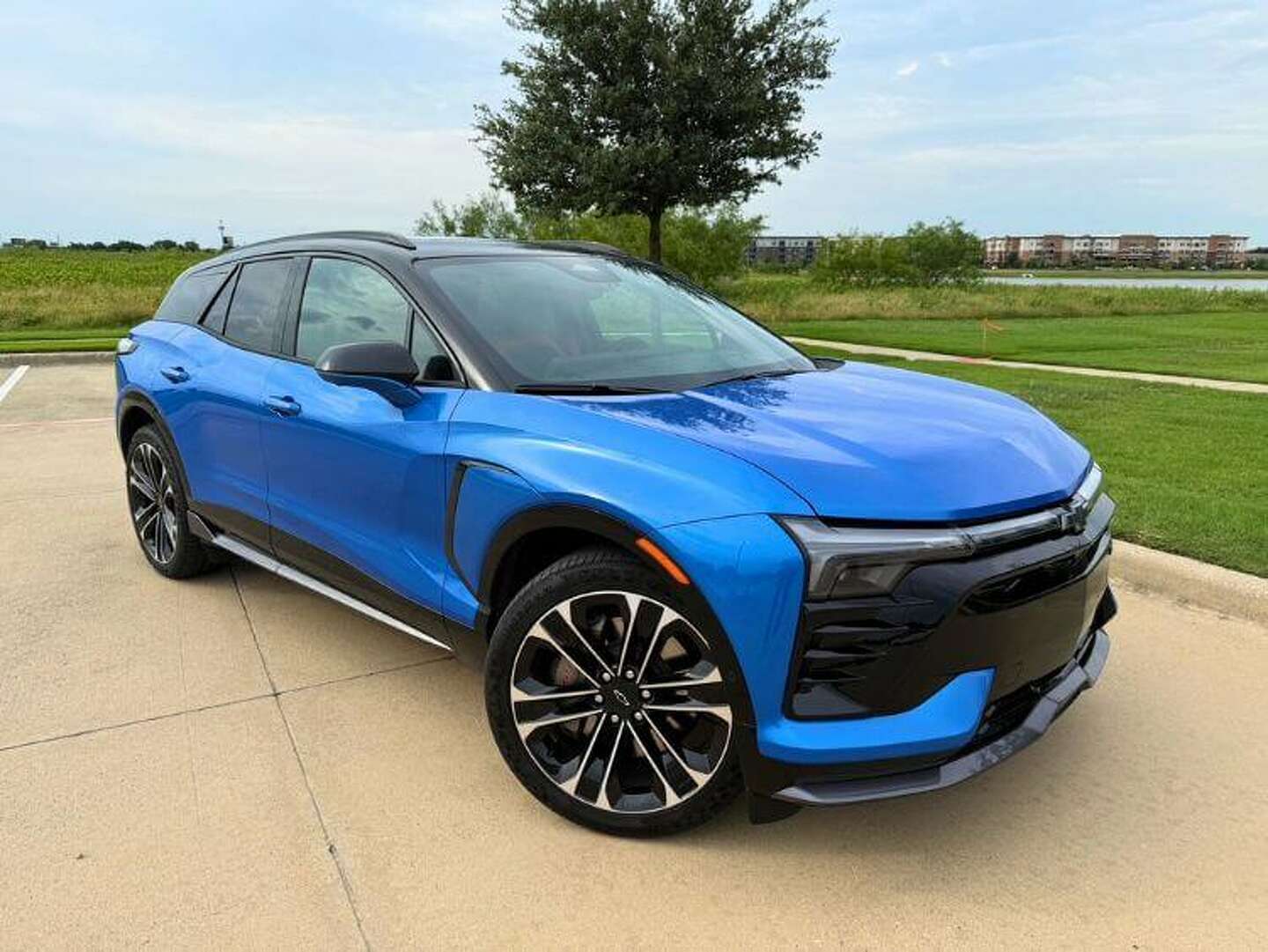 2025 Chevrolet Blazer SS All-Electric SUV Review
