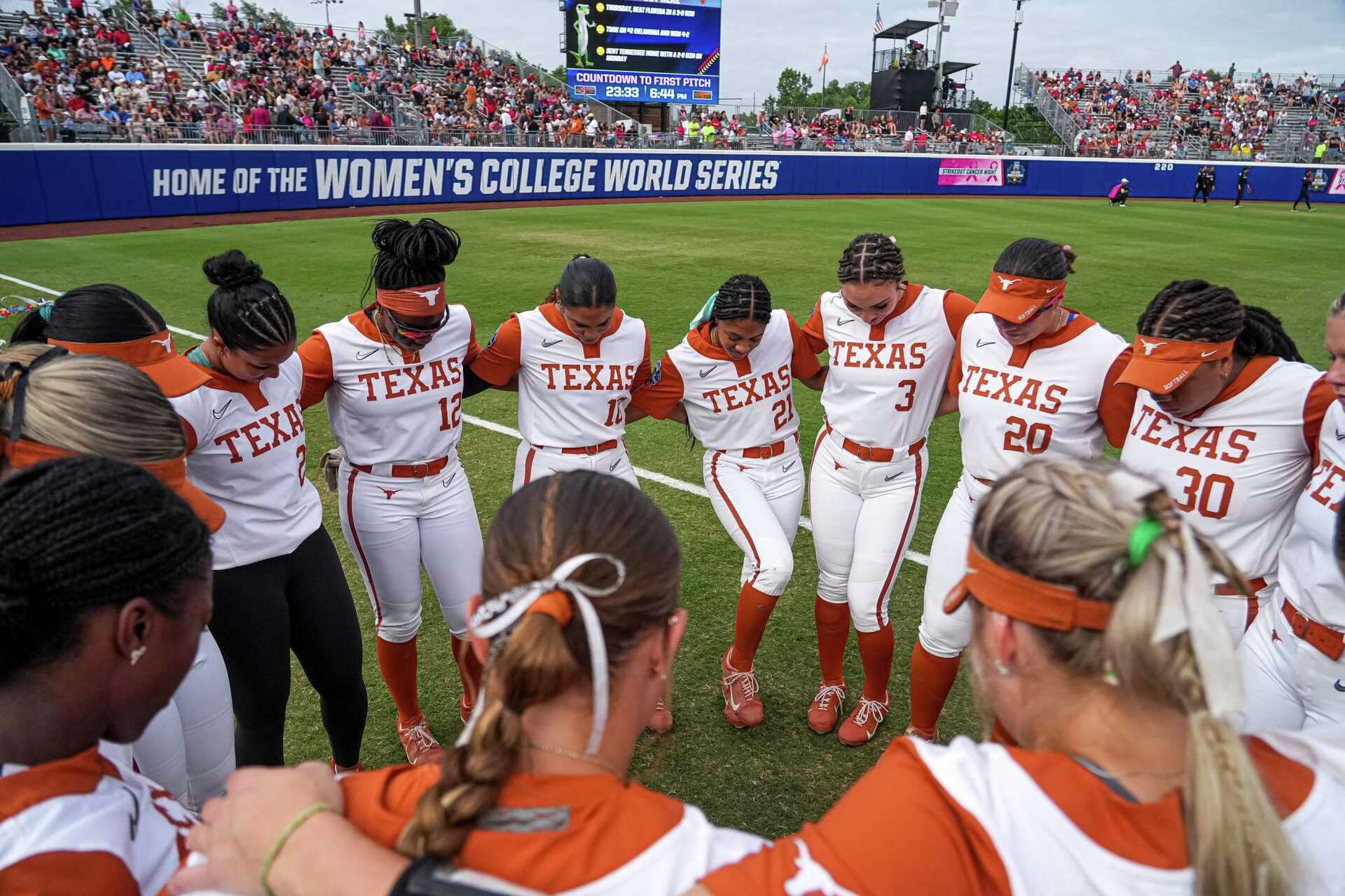 Texas vs Texas Tech softball Game 2 score: Live updates