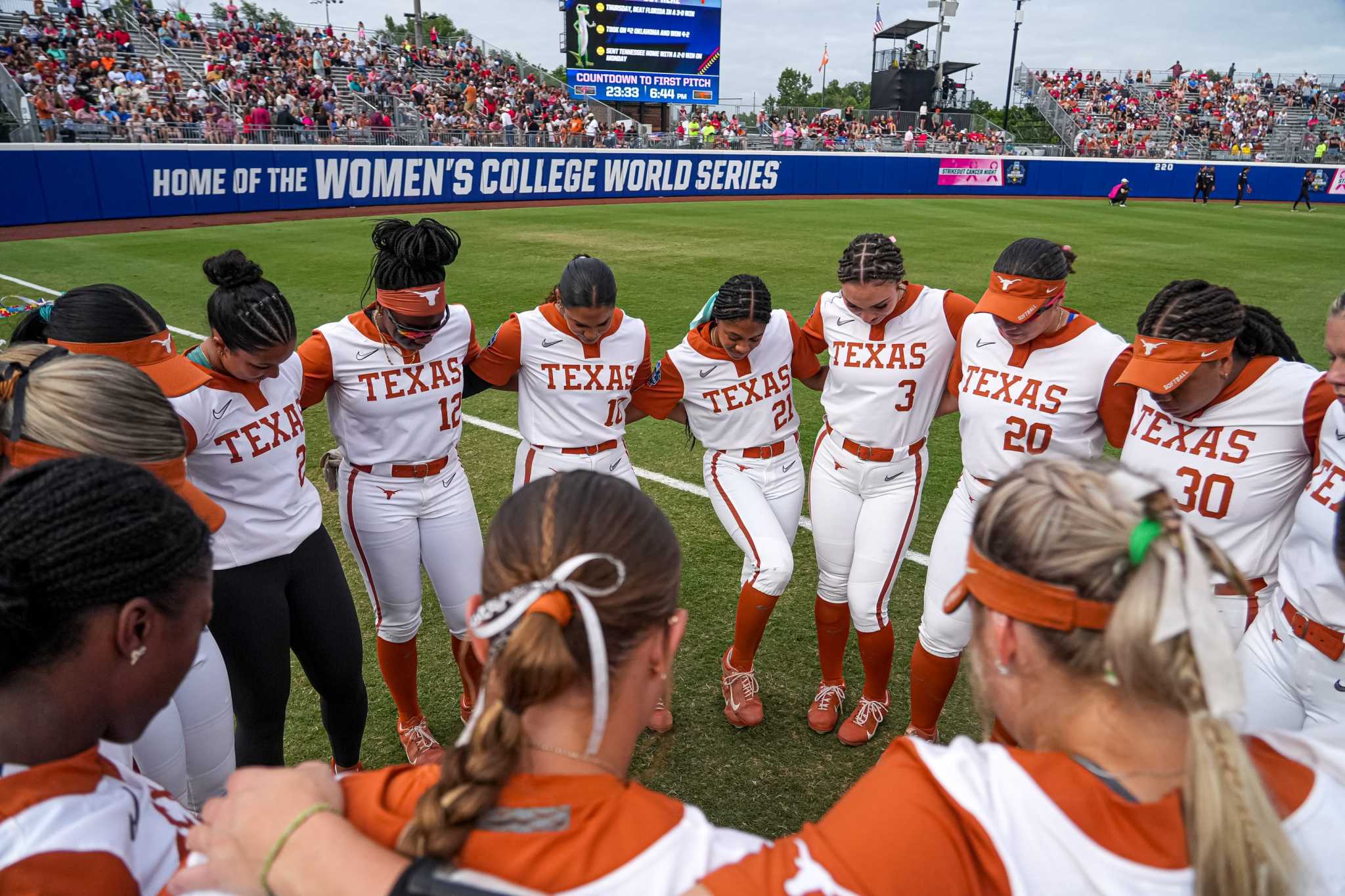 Texas vs Texas Tech game score: Replay, highlights as UT wins Game 1 of ...