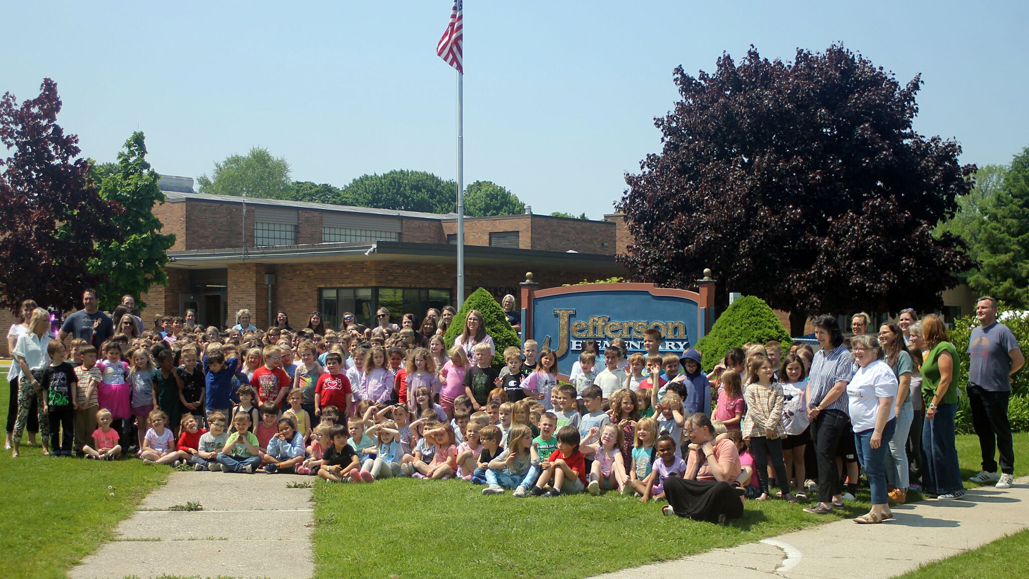 Manistee school to close after 7 decades