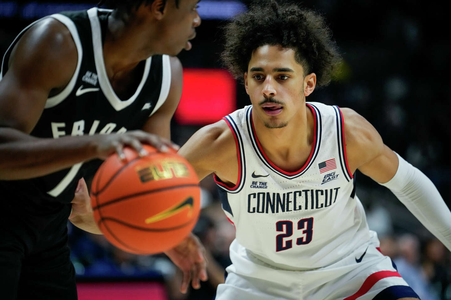 Mike Anthony: UConn's Jayden Ross looks to expand his role