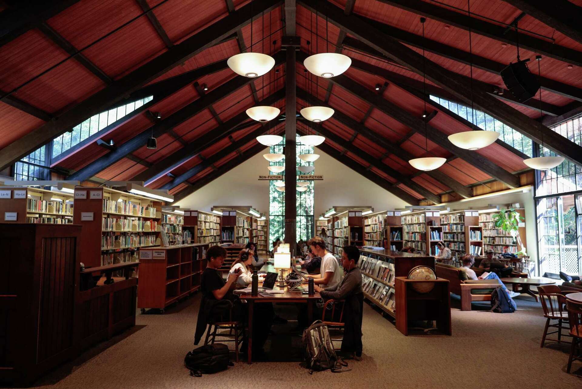 Bay Area library visits have sharply declined, but not in this suburb