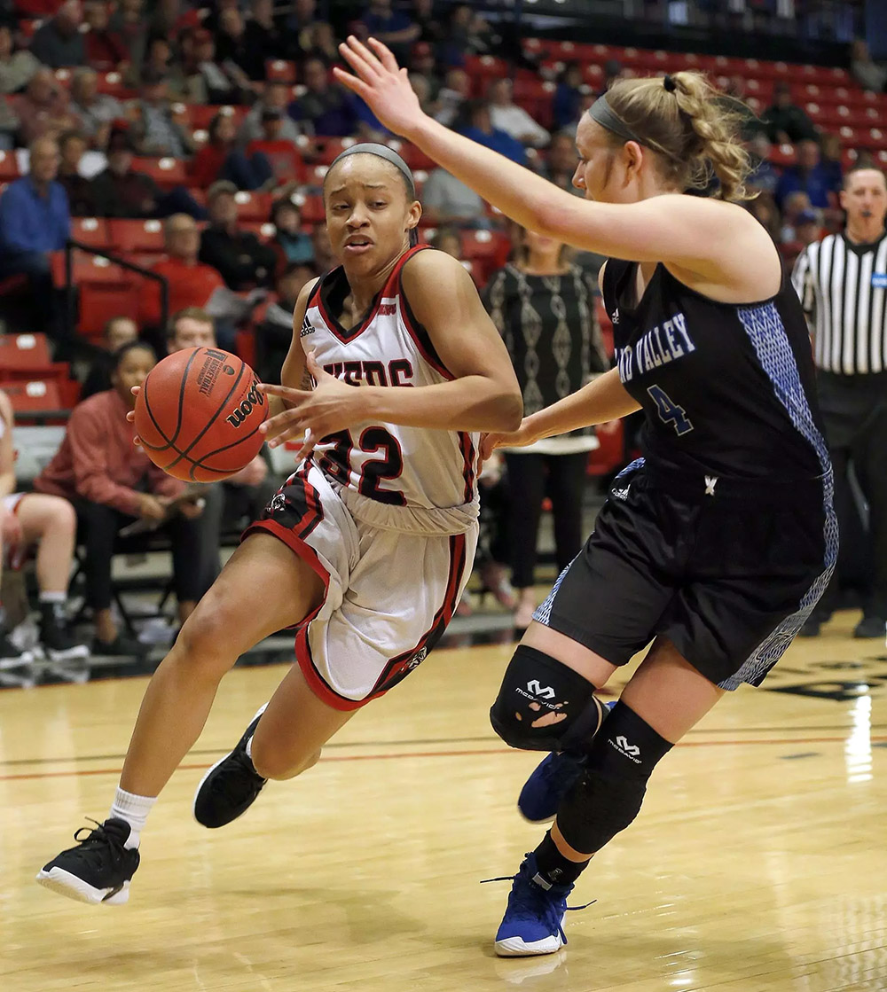 Tierney Lockett joins SIUE women's basketball as assistant coach
