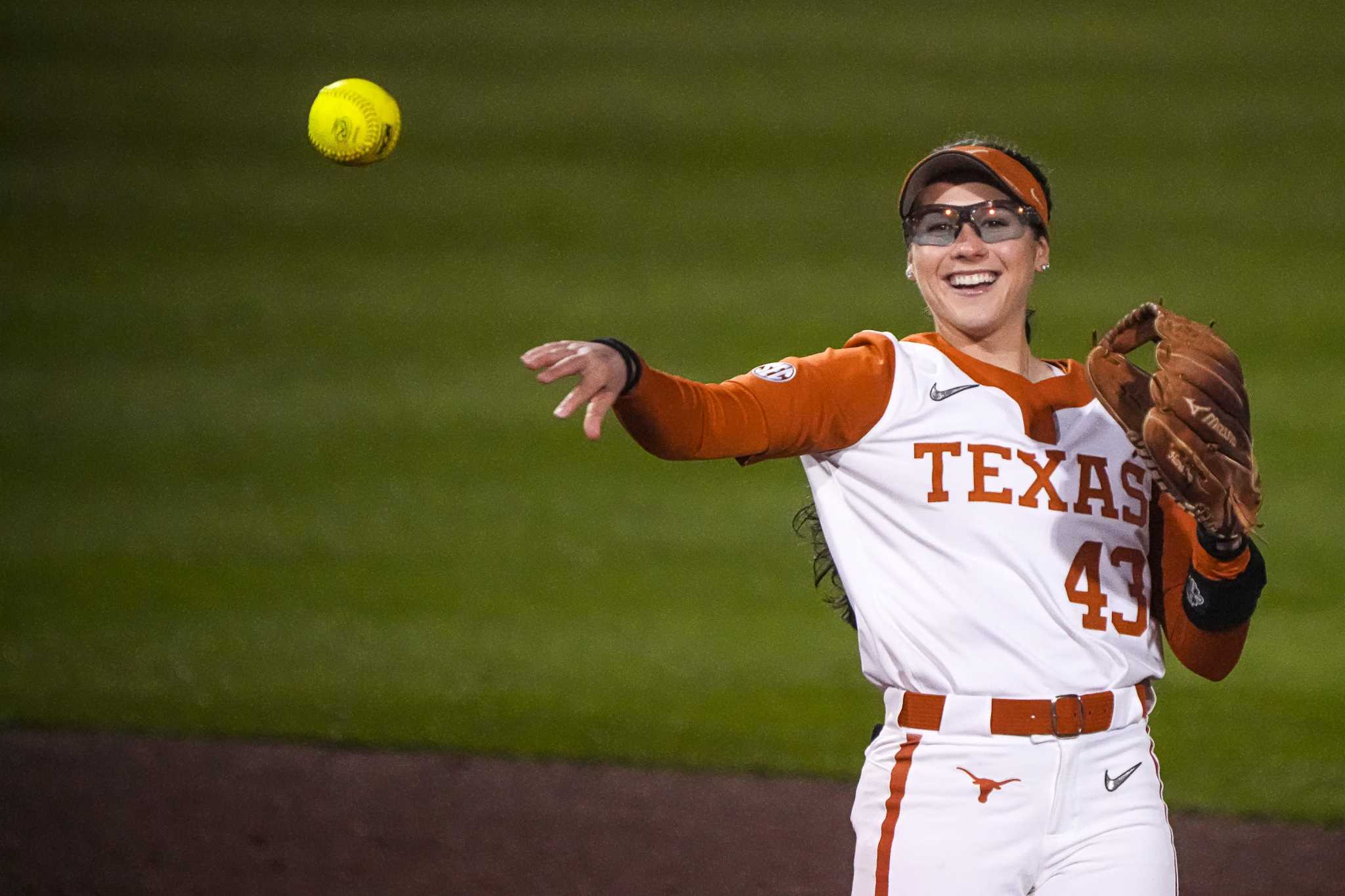 Texas softball: 5 things to know after the first 3 weeks of season