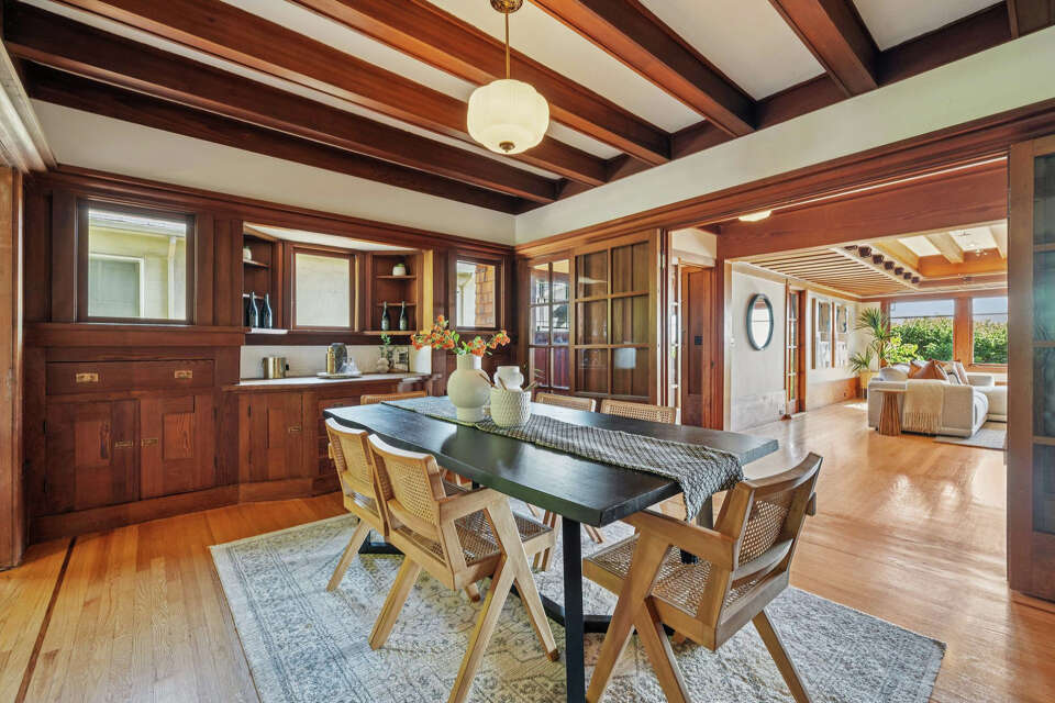 Trailblazing Bay Area architect's controversial home lists at $2M