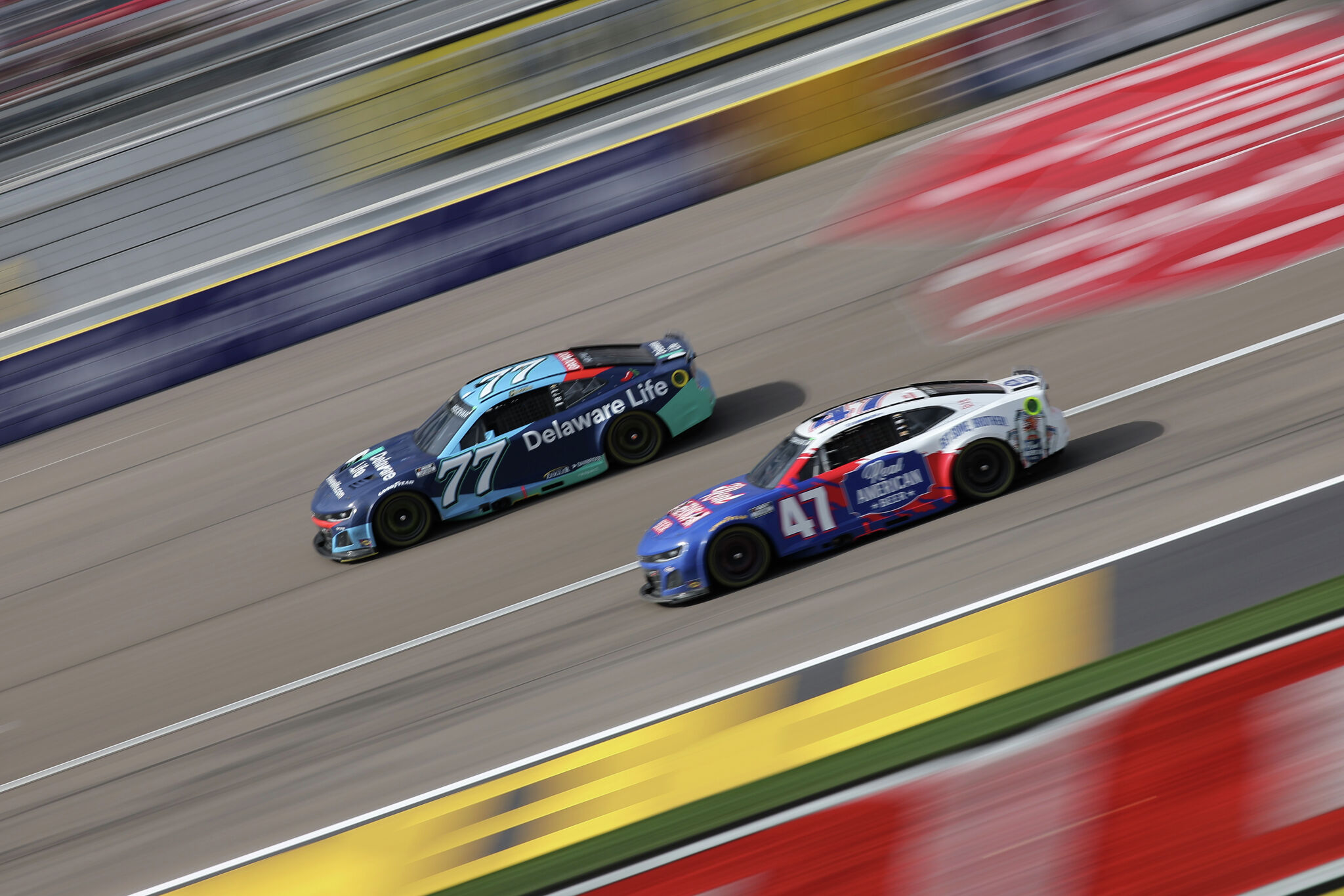 Hogan's Real American Beer sponsoring NASCAR Cup team this weekend