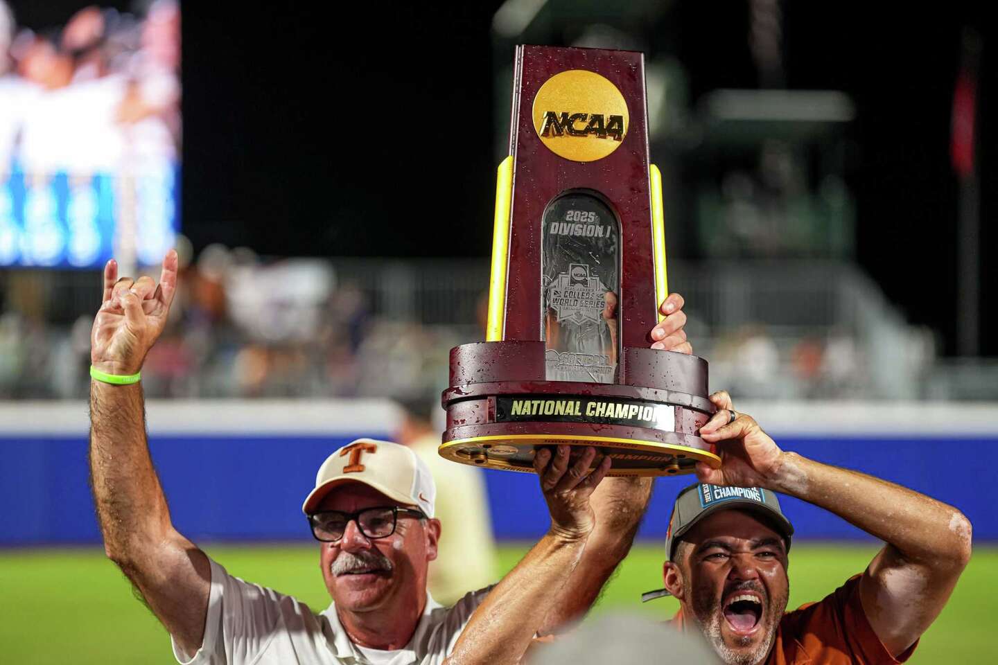 Steve Singleton: Texas assistant coach leaves Longhorns for Cal job