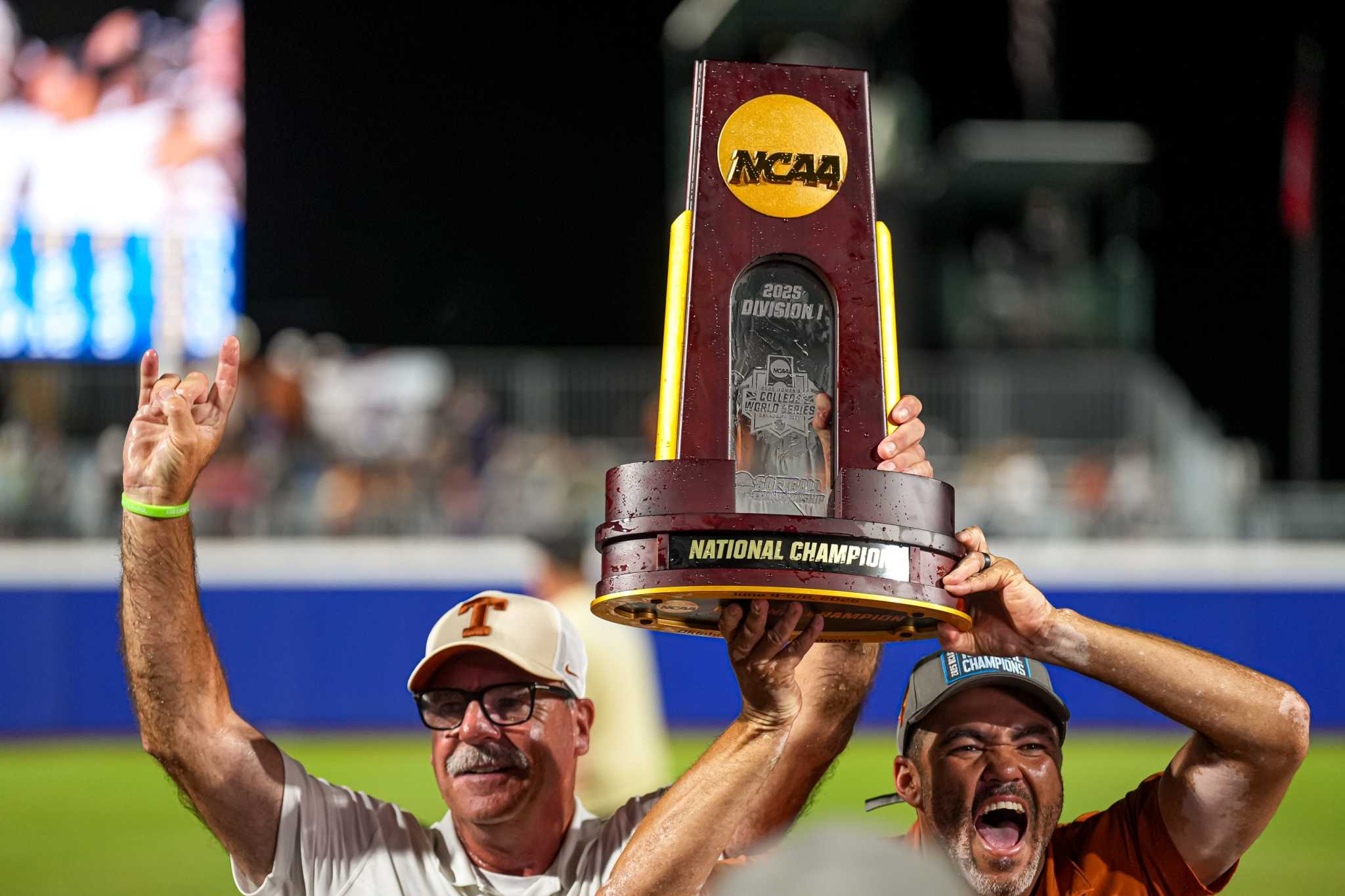 Indeed CEO Chris Hyams resigns. Hisayuki Idekoba to return as CEO